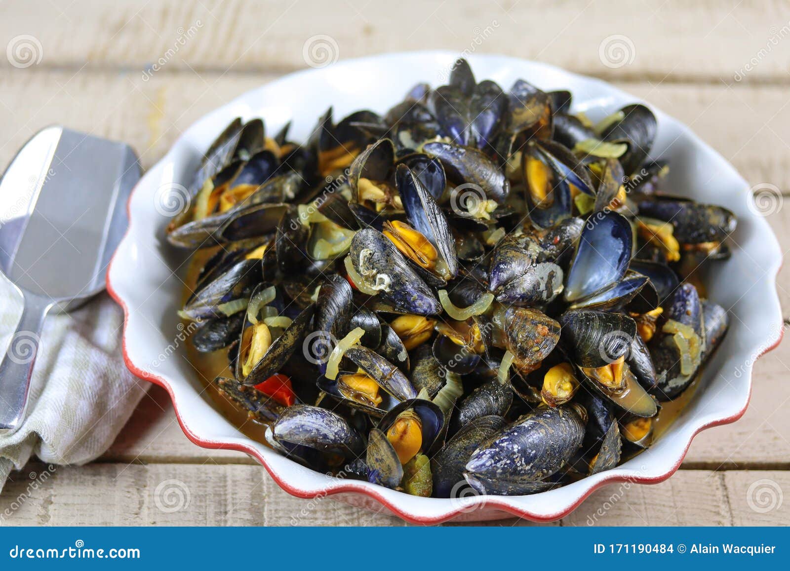 Dish of mussels cooked stock photo. Image of mussels - 171190484