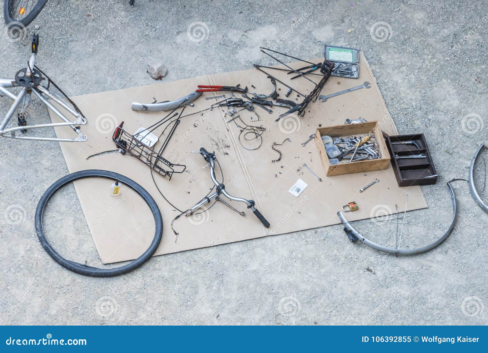 Dismantled bicycle stock image. Image of chaos, tangle - 106392855