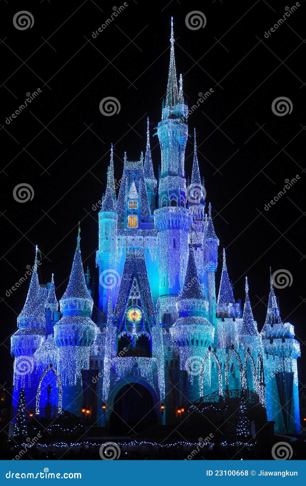 Disney Cinderella Castle at Night Editorial Stock Photo - Image of ...