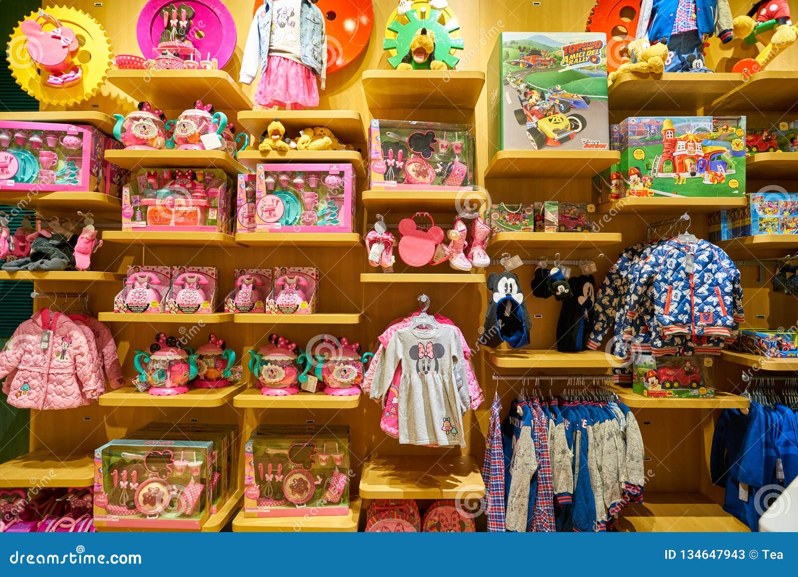 Disney Store editorial stock photo. Image of disney - 134647943