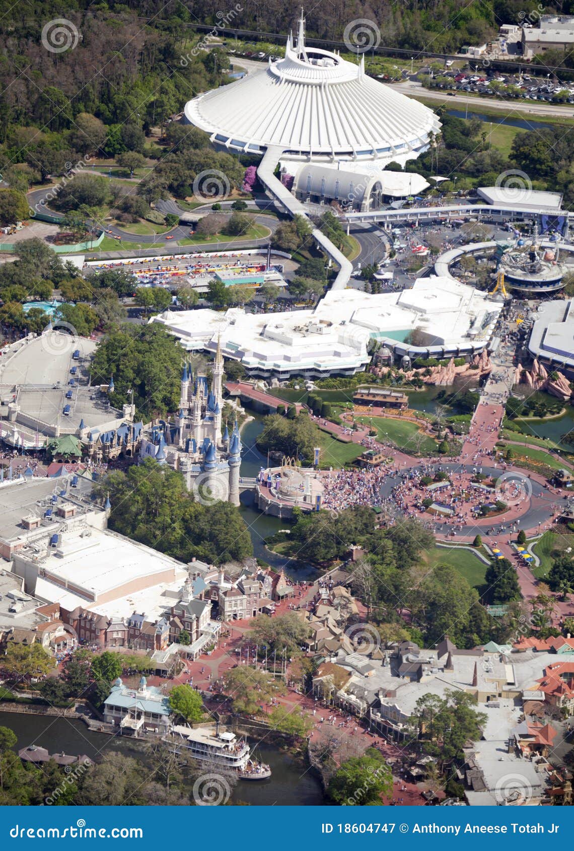 Aerial View of Walt Disney Worlds Magic Kingdom Editorial Photography ...
