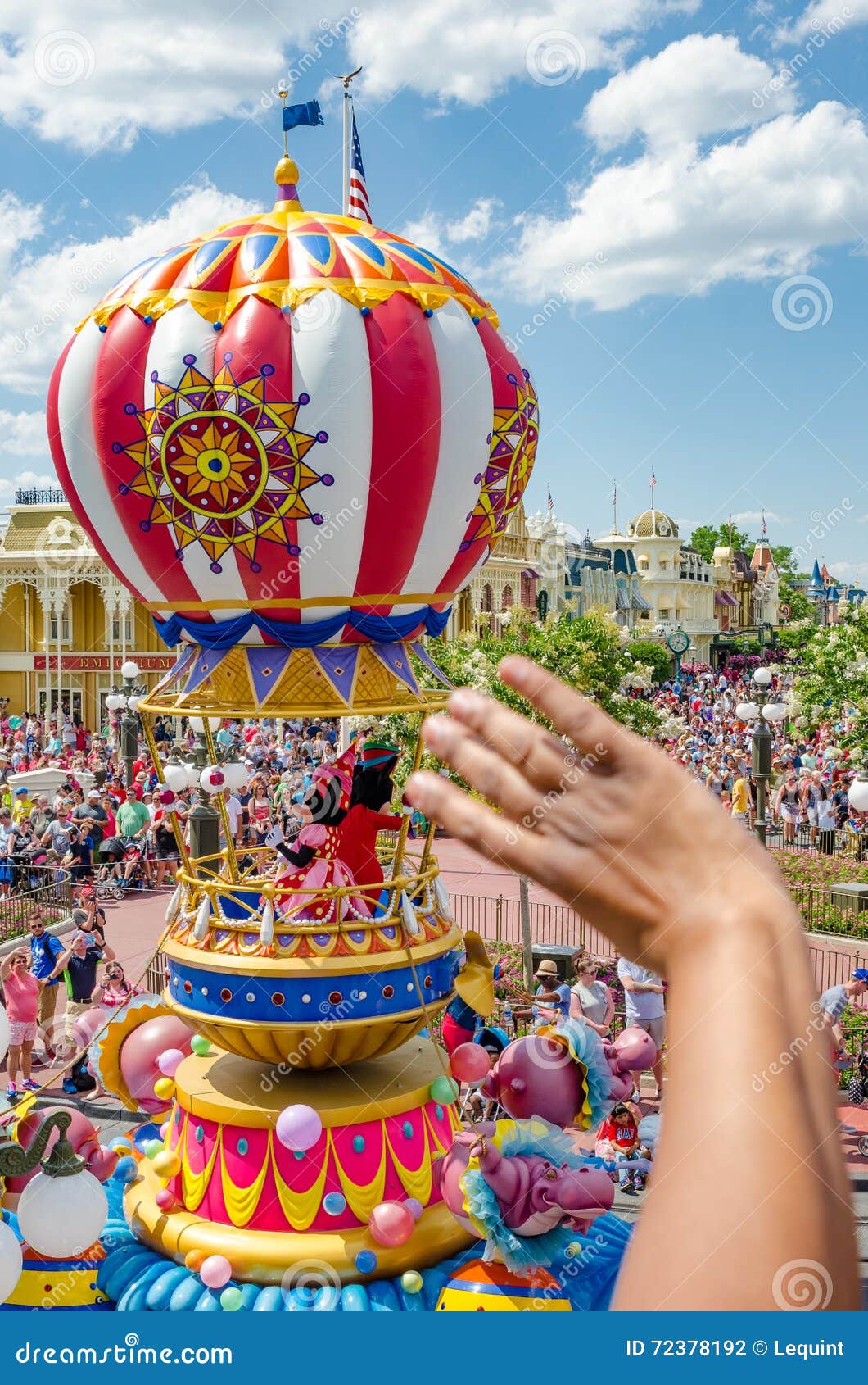 Disney World Magic Kingdom Parade Mickey and Minie Mouse Editorial ...