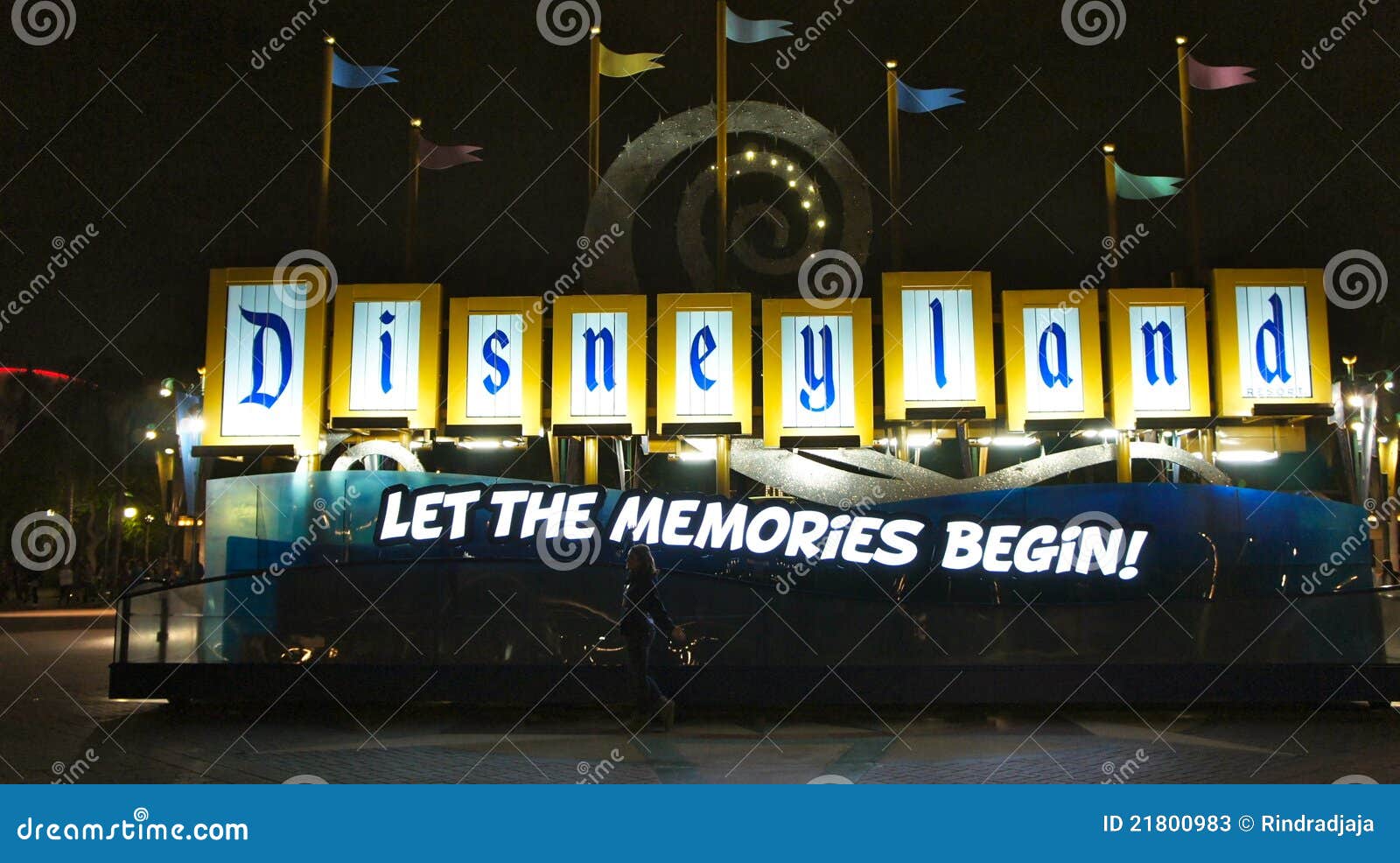 Disneyland main sign editorial stock photo. Image of travel - 21800983