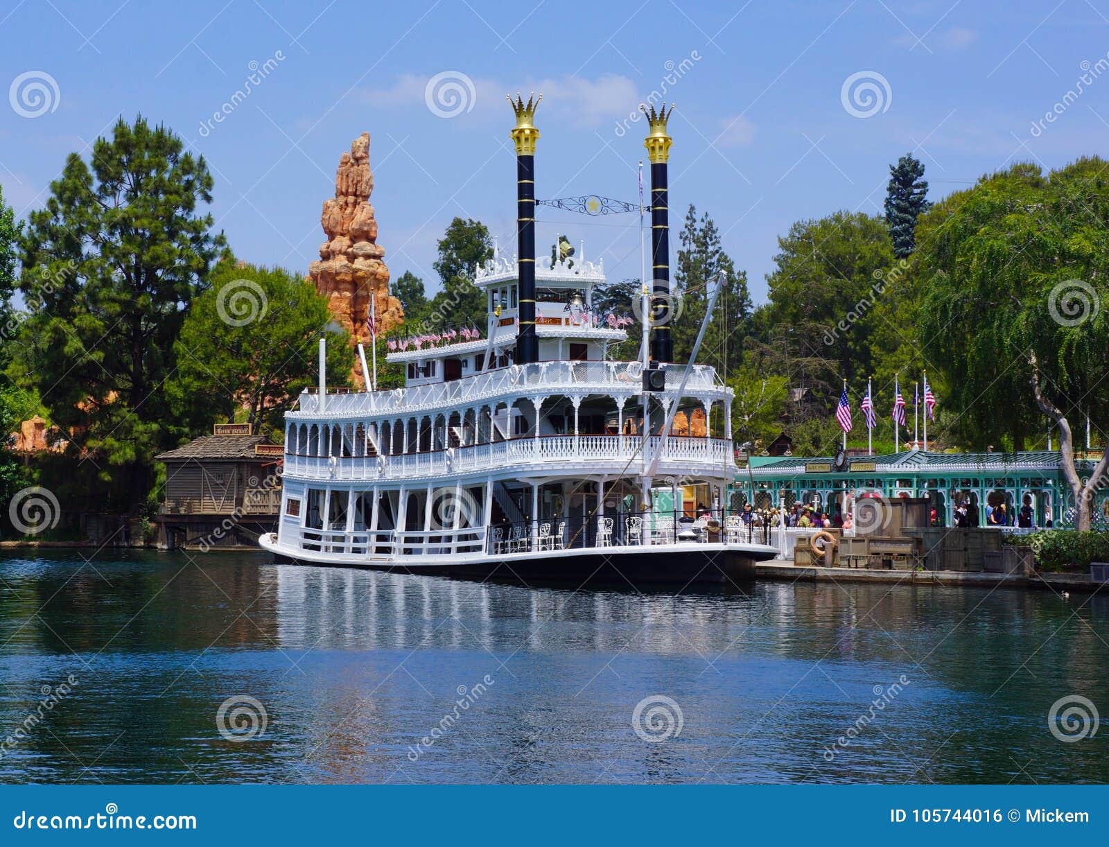 Disneyland Mark Twain Steamboat Editorial Photo - Image of california ... Disneyland Mark Twain Steamboat Editorial Photo - Image of california ...