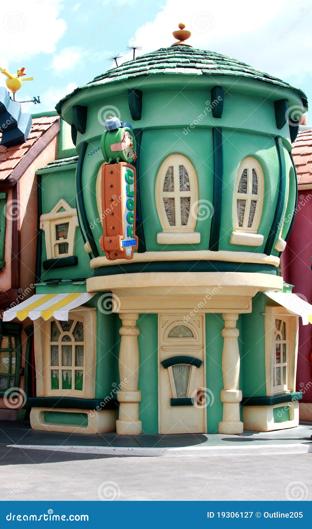 Disneyland Toontown Roller Coaster Thrill Ride Editorial Photo ...