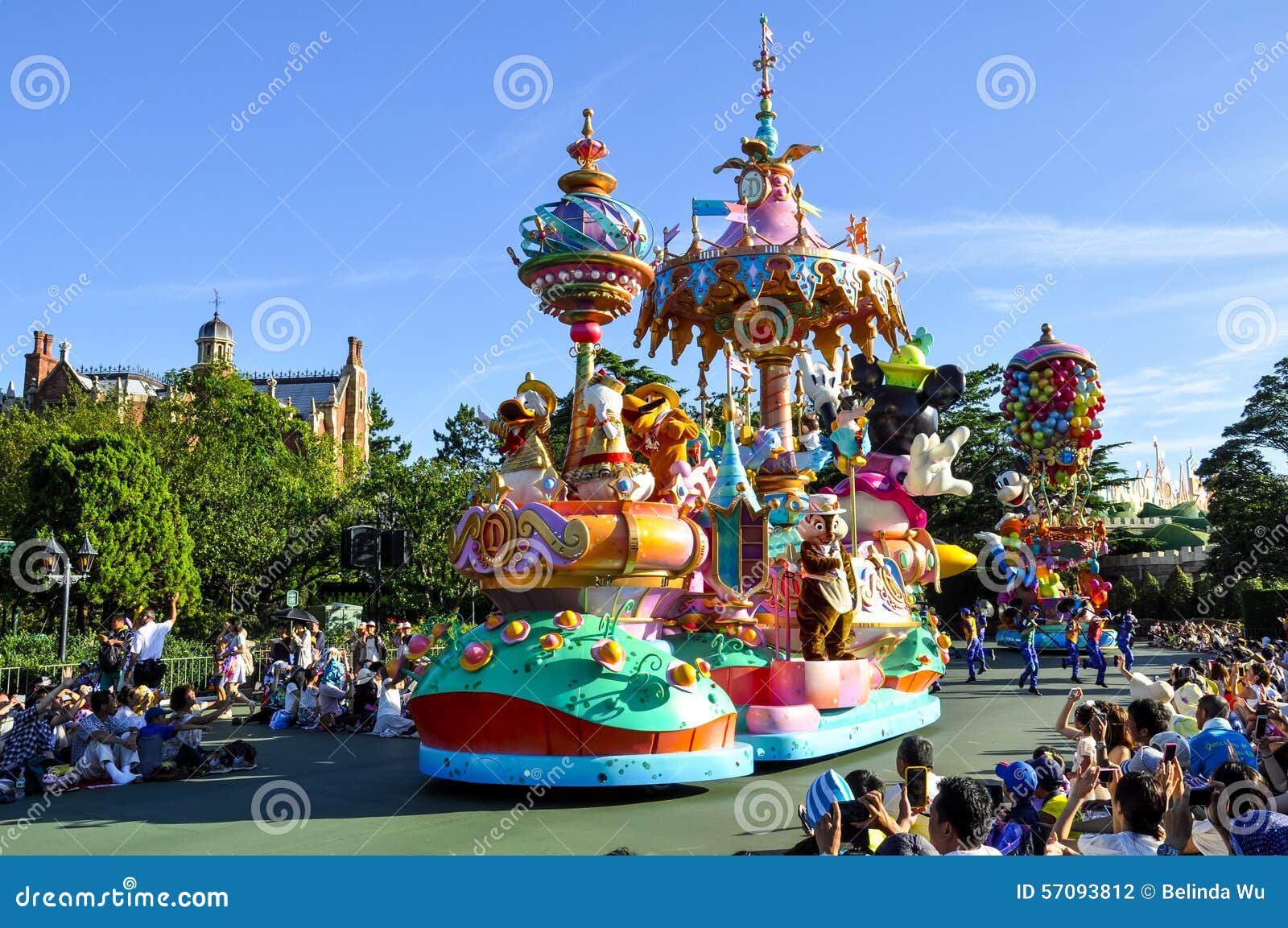 Disneyland parade editorial photography. Image of blue - 57093812