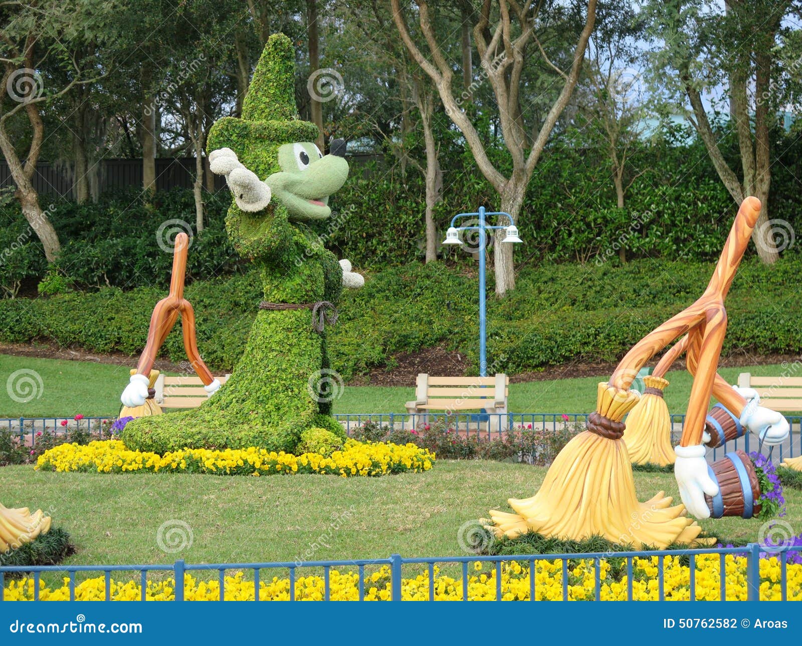 Disneys Mickey Mouse at Hollywood Studios Entrance Editorial ...