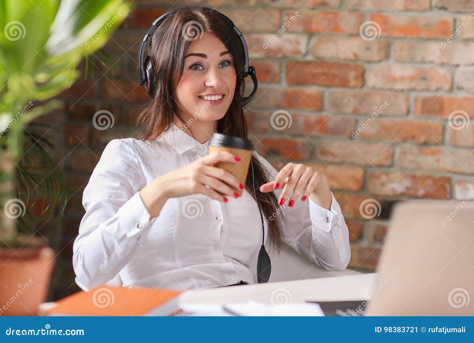 Dispatcher stock image. Image of businesswoman, helpdesk - 98383721