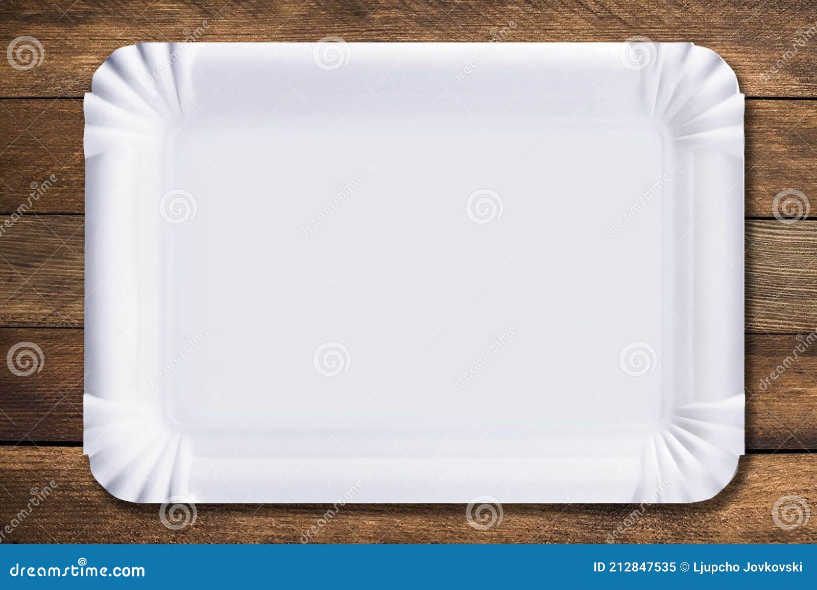 Disposable Paper Plate on a Wooden Background. Empty White Cardboard ...
