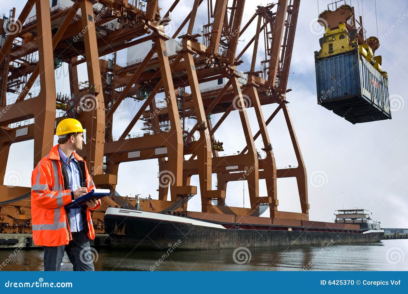 Dispositif Protecteur De Douane Photo stock - Image du porter, chapeau ...