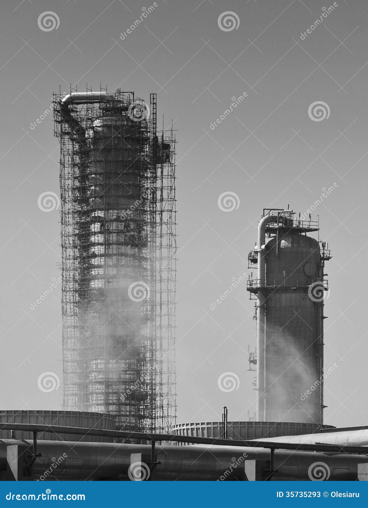 Distillation Columns of a Chemical Plant Stock Image - Image of anwil ...
