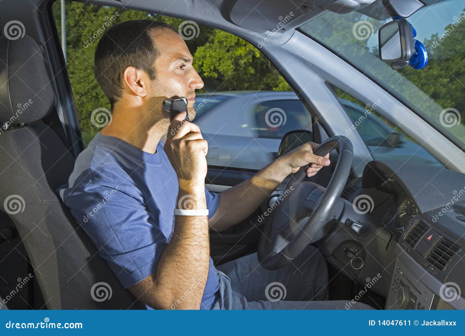 Distracted driver stock image. Image of shutdown, travel - 14047611