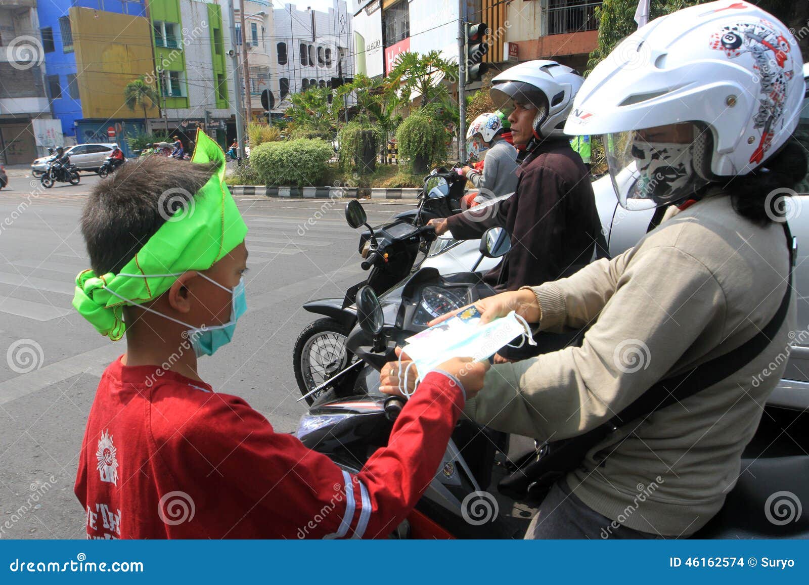 Distribute masks editorial stock image. Image of caring - 46162574