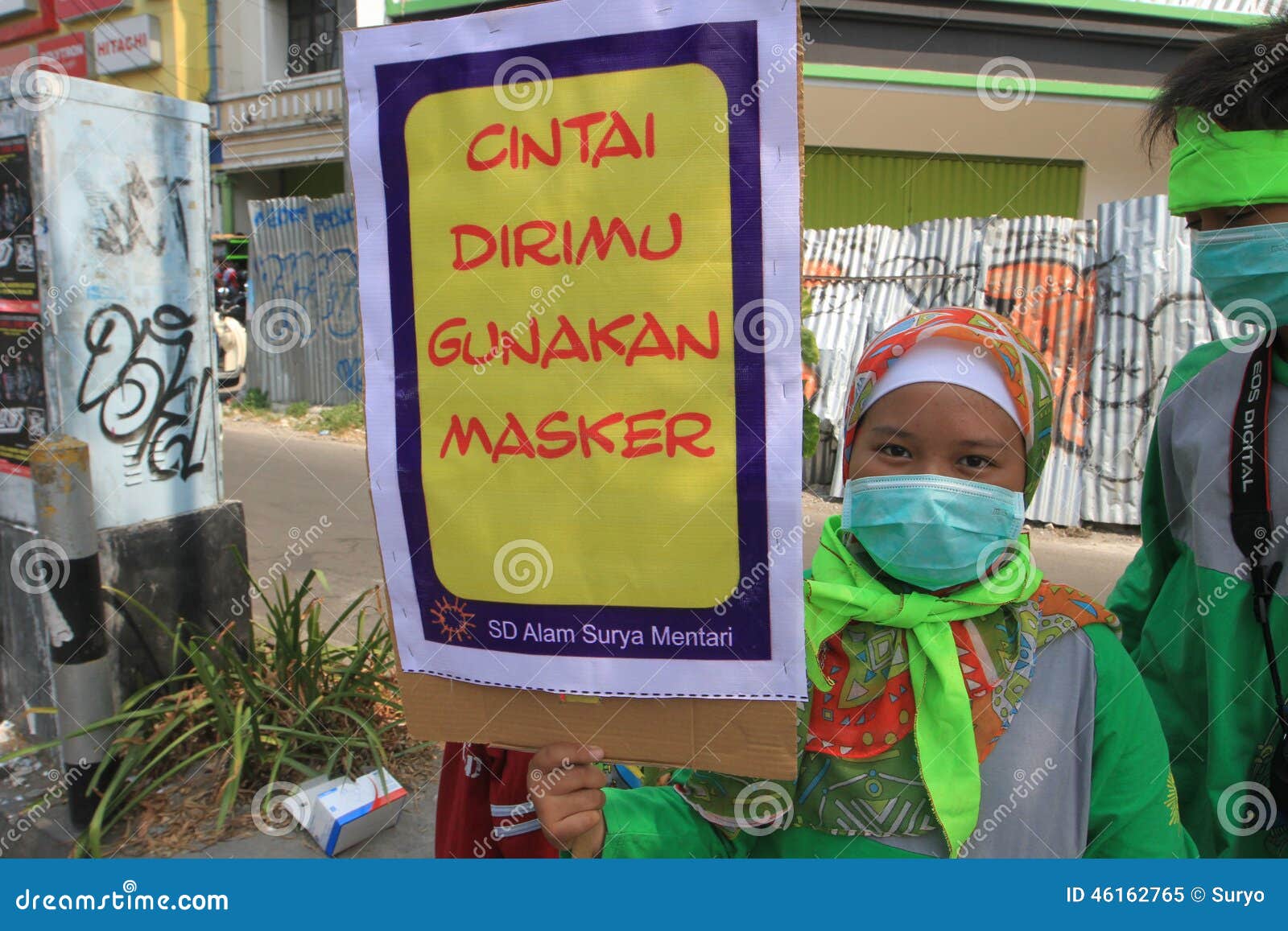 Distribute masks editorial image. Image of central, school - 46162765