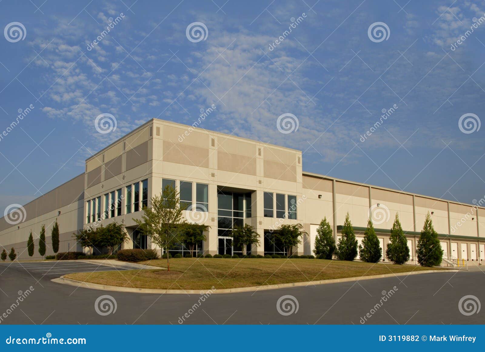 Distribution Center stock photo. Image of facility, office - 3119882