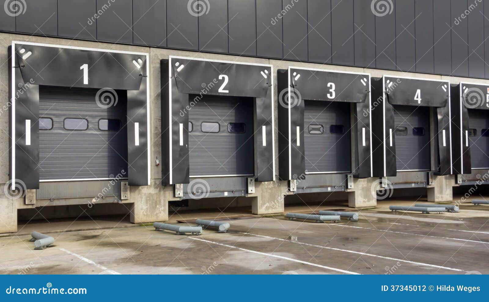 Distribution Centre and Docking Station for Trucks Stock Photo - Image ...