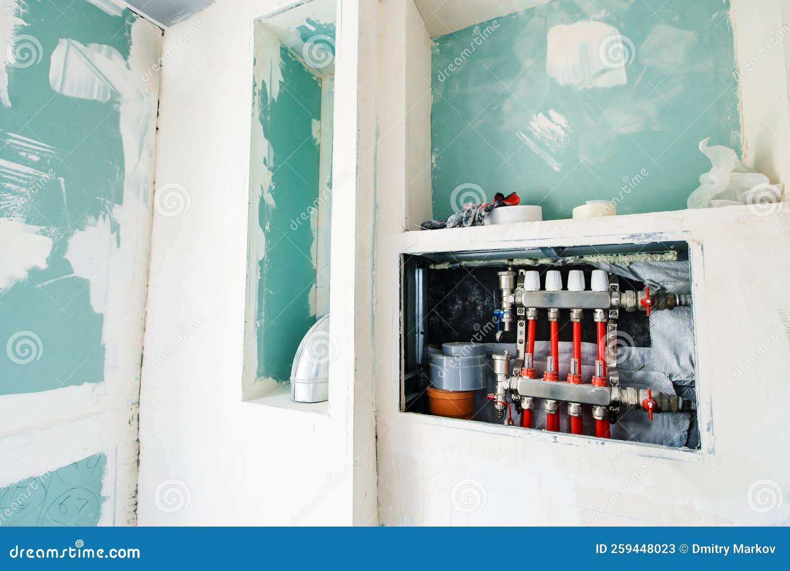 The Distribution Manifold of the Heating System is Located in the Niche ...