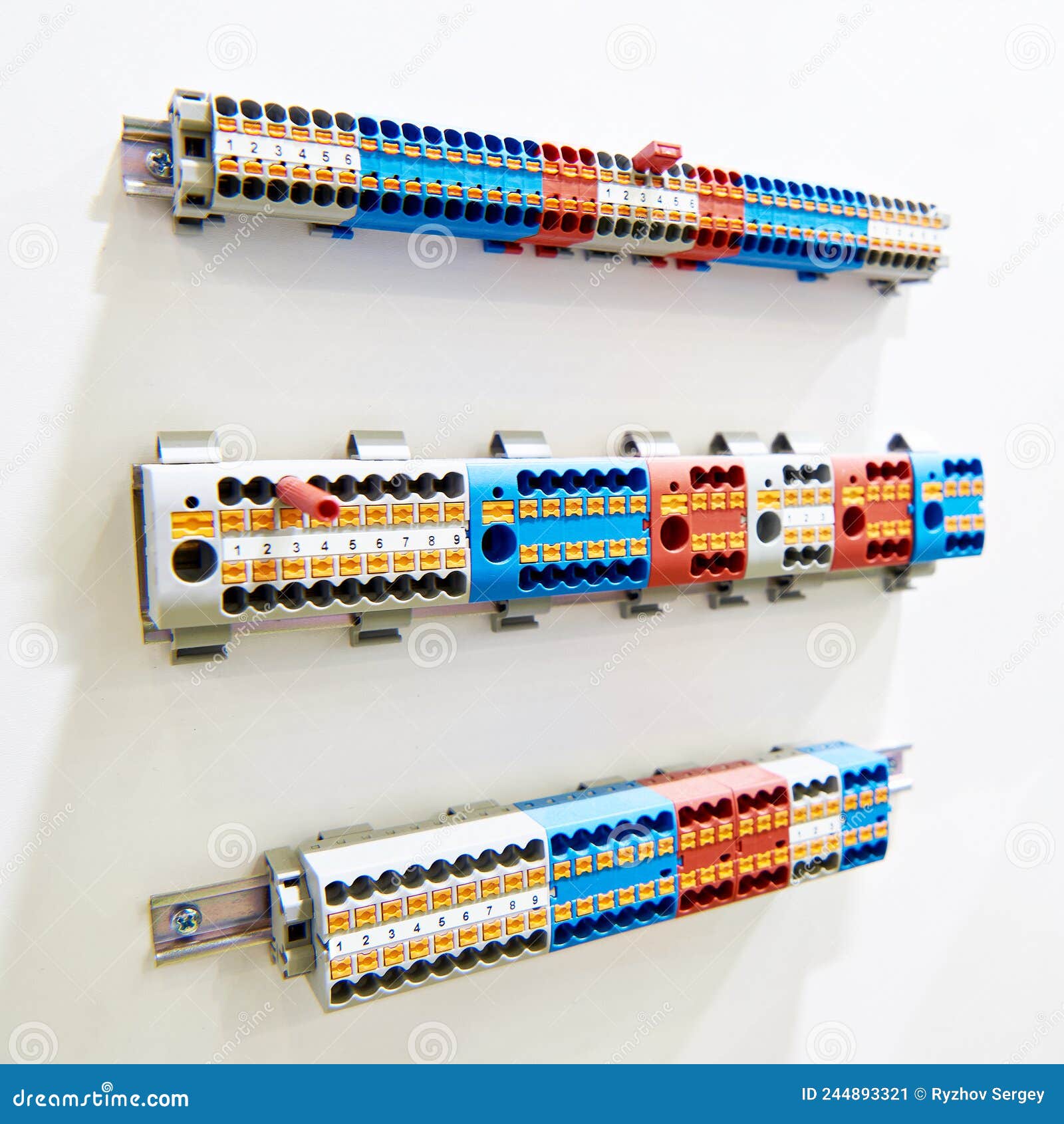 Electric Connectors Royalty-Free Stock Photo | CartoonDealer.com #27202989