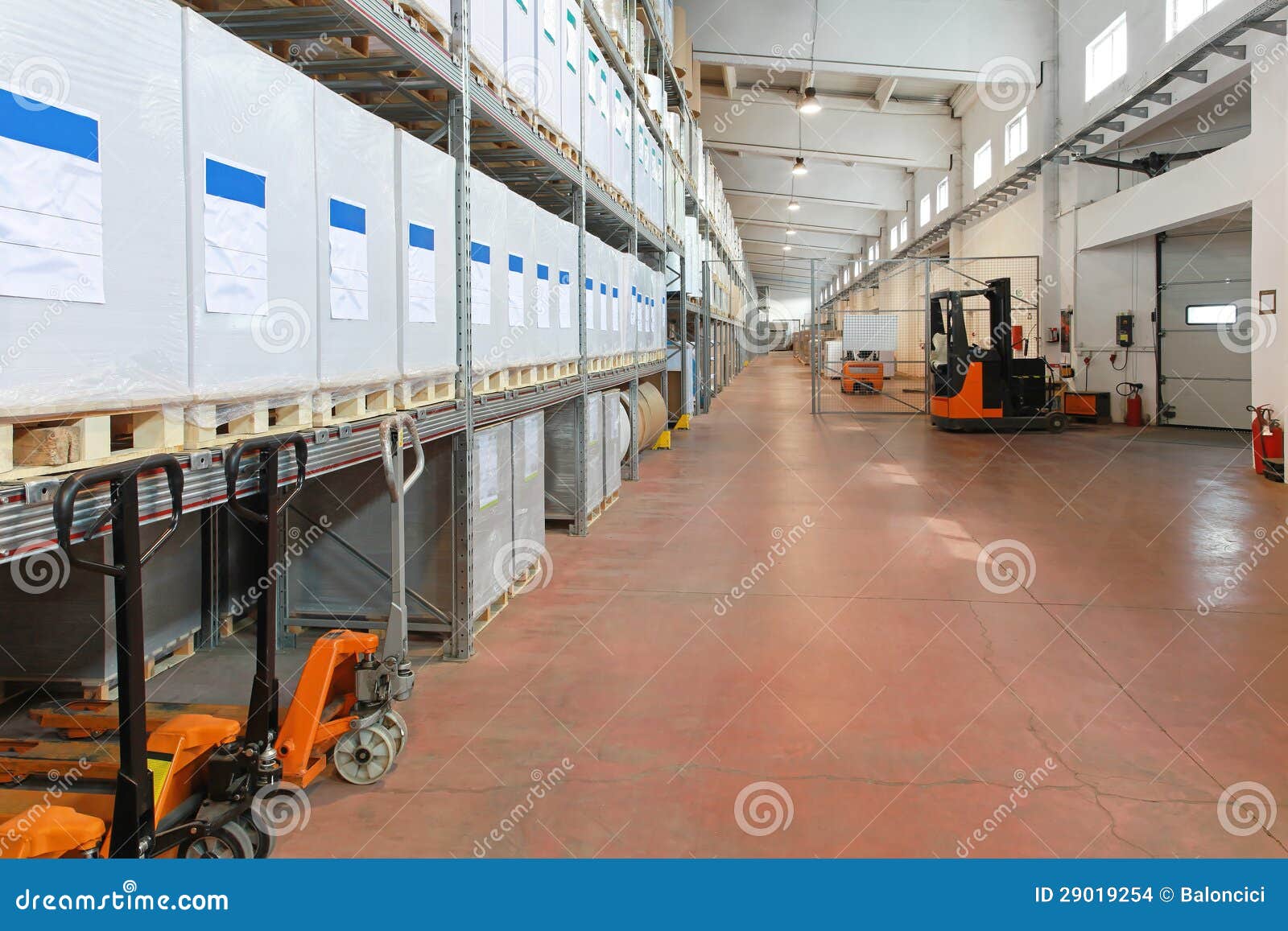 Distribution warehouse stock photo. Image of transport - 29019254