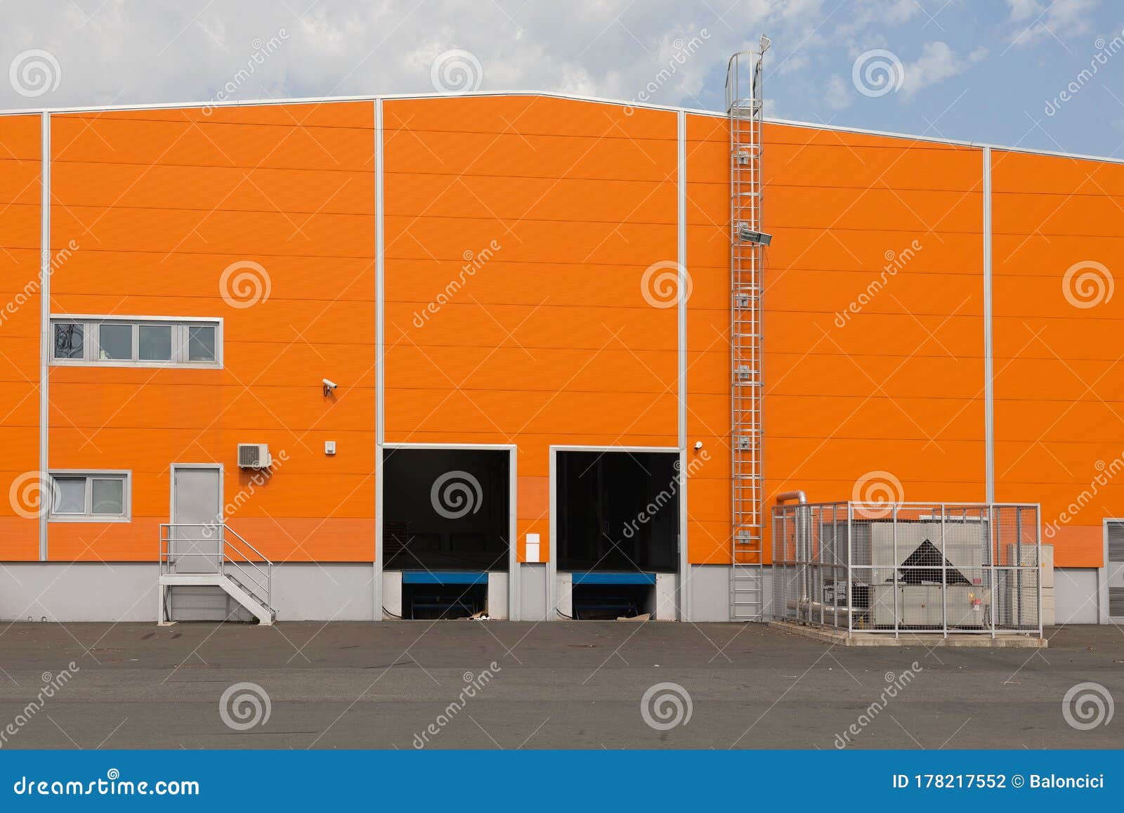 Distribution Warehouse stock photo. Image of architecture - 178217552