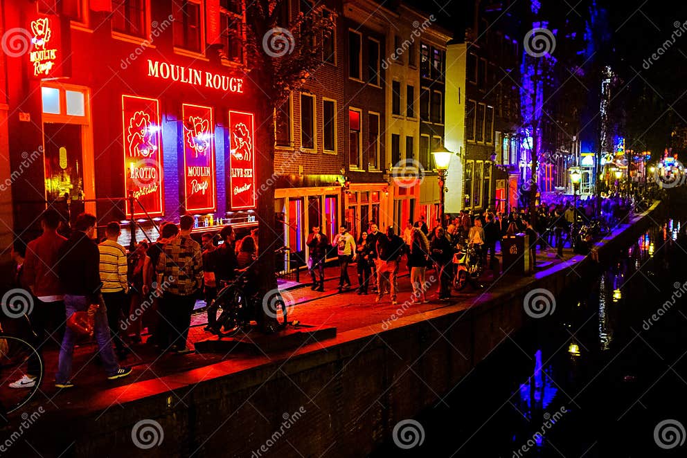 Districto De Luz Roja De Amsterdam Fotografía editorial - Imagen de ...