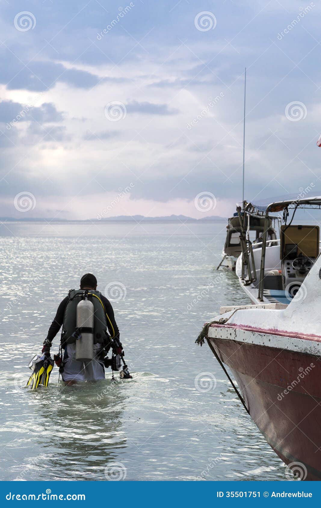 Diver stock image. Image of pump, sport, open, dive, scuba - 35501751