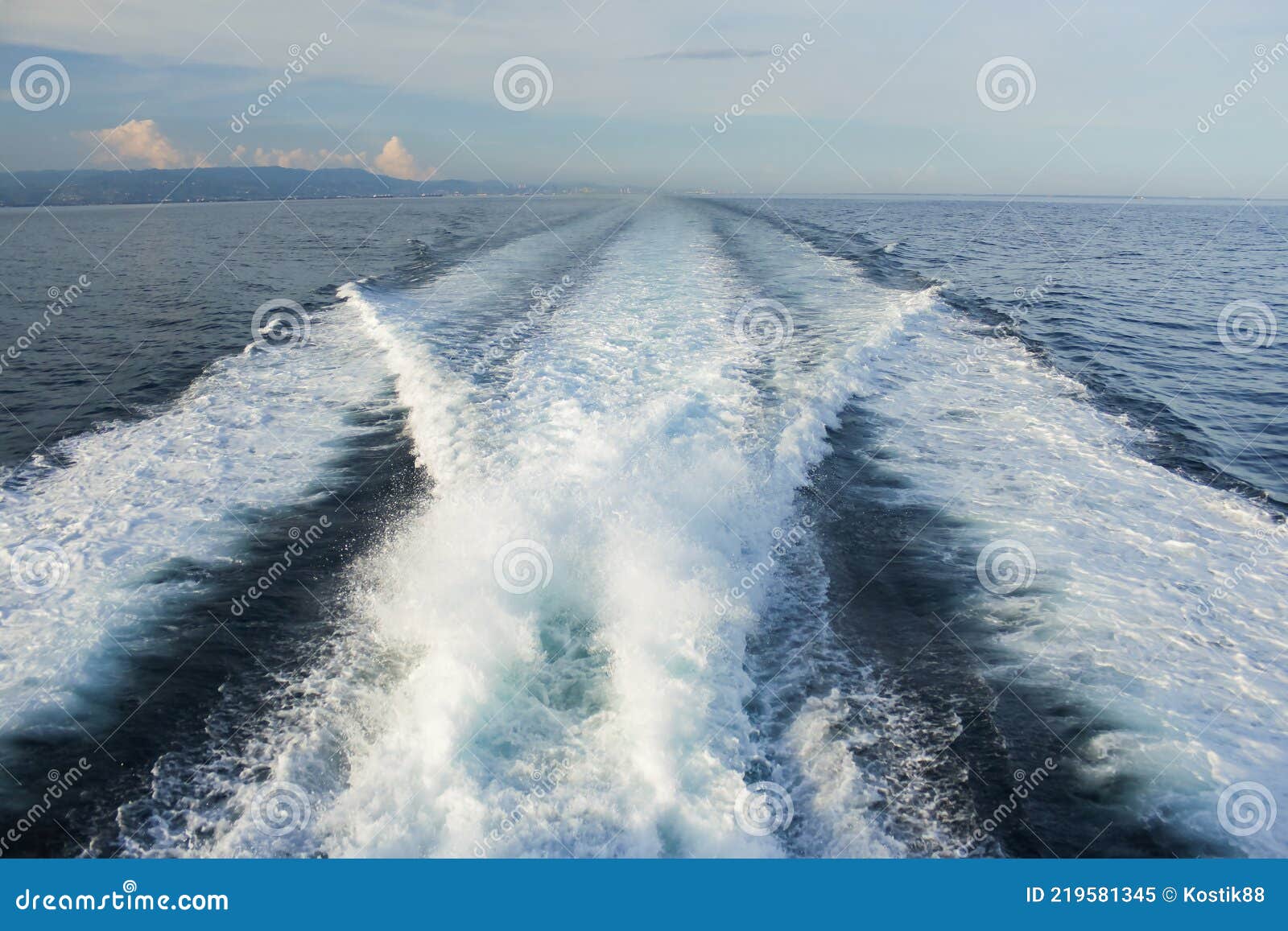 Diverging Waves Behind a Ship Stock Image - Image of shore, ship: 219581345