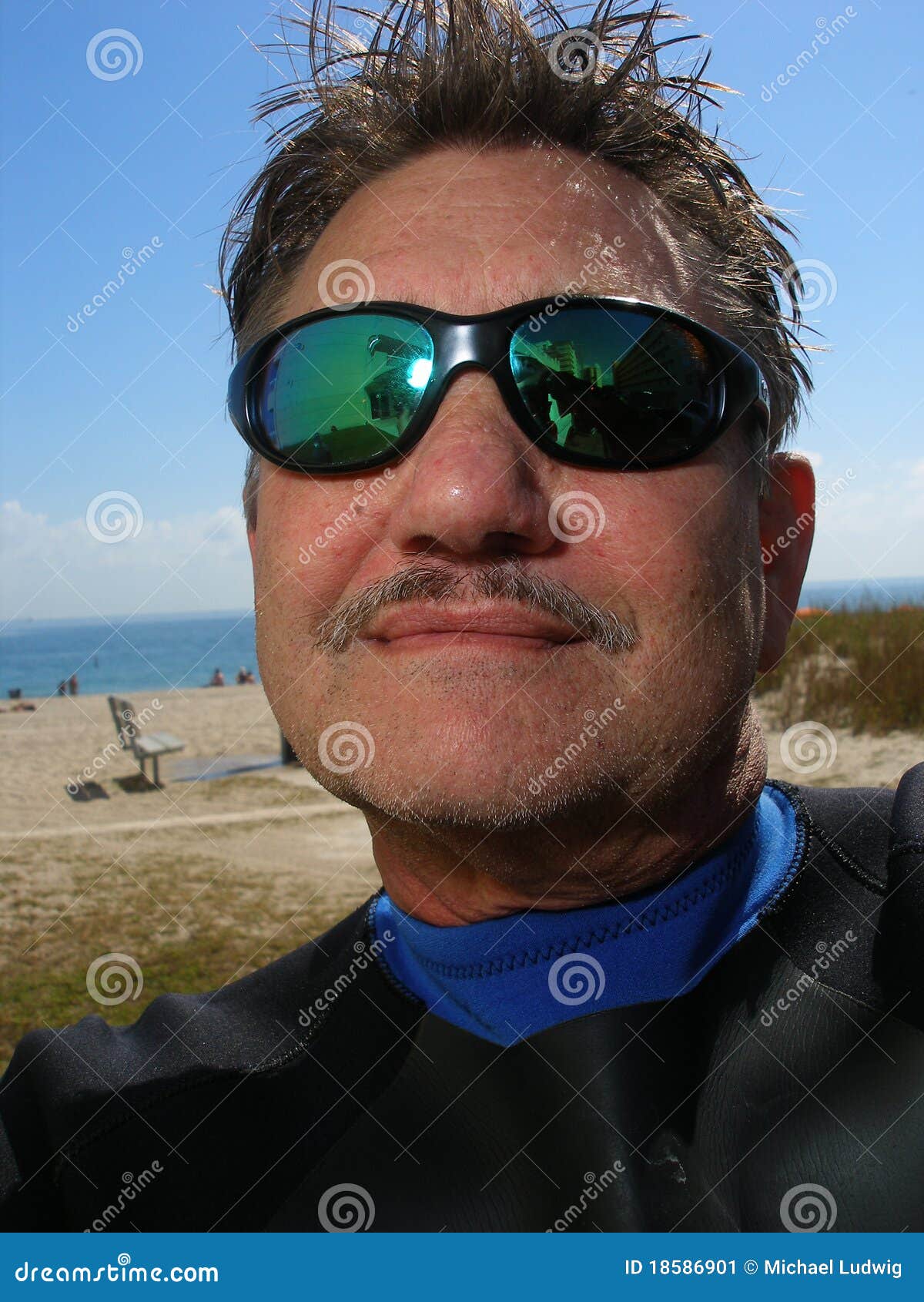 Divers Face with Sunglasses Stock Image - Image of underwater, glasses ...