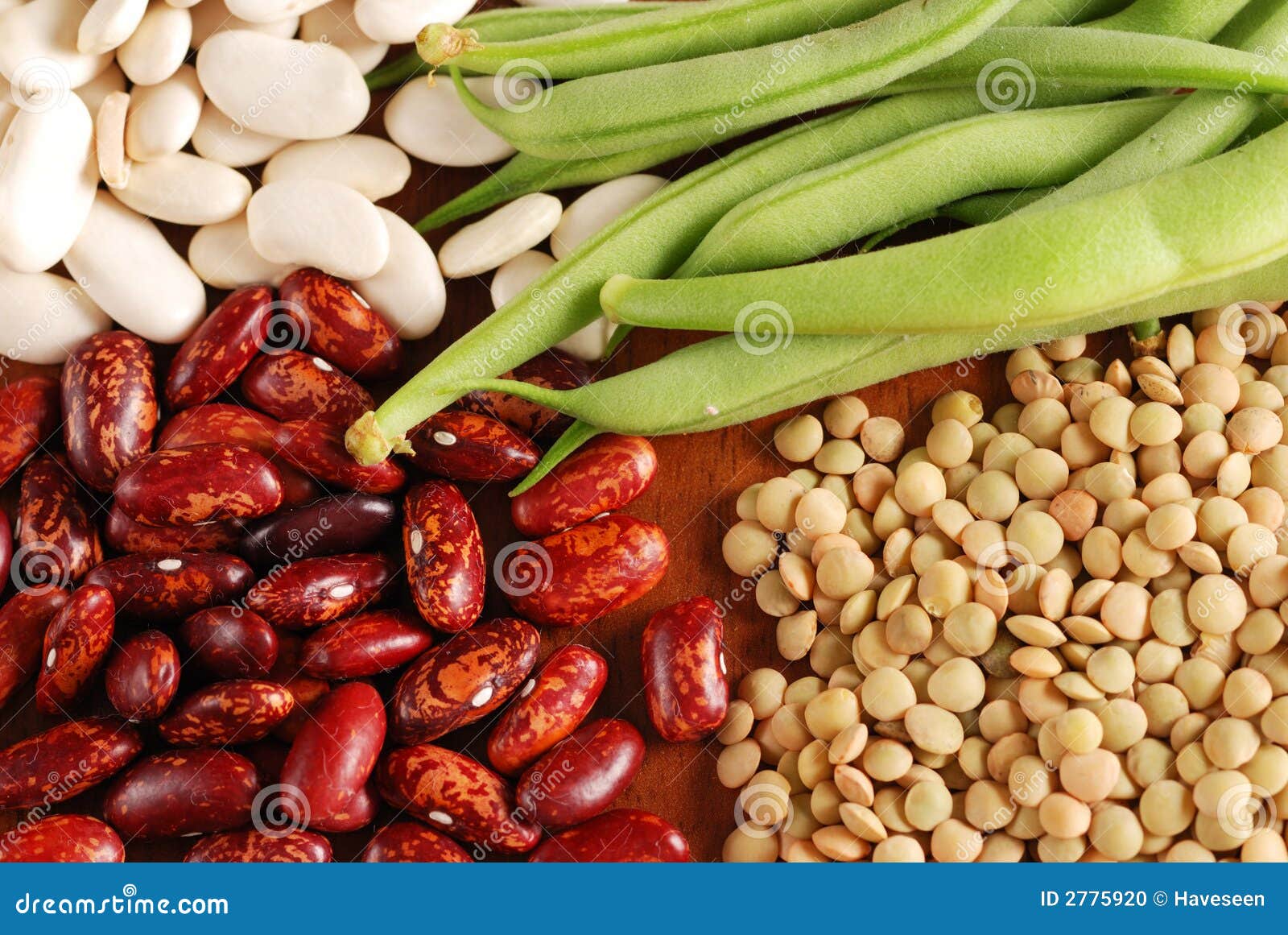 Divers types d'haricots photo stock. Image du nana, cosse - 2775920