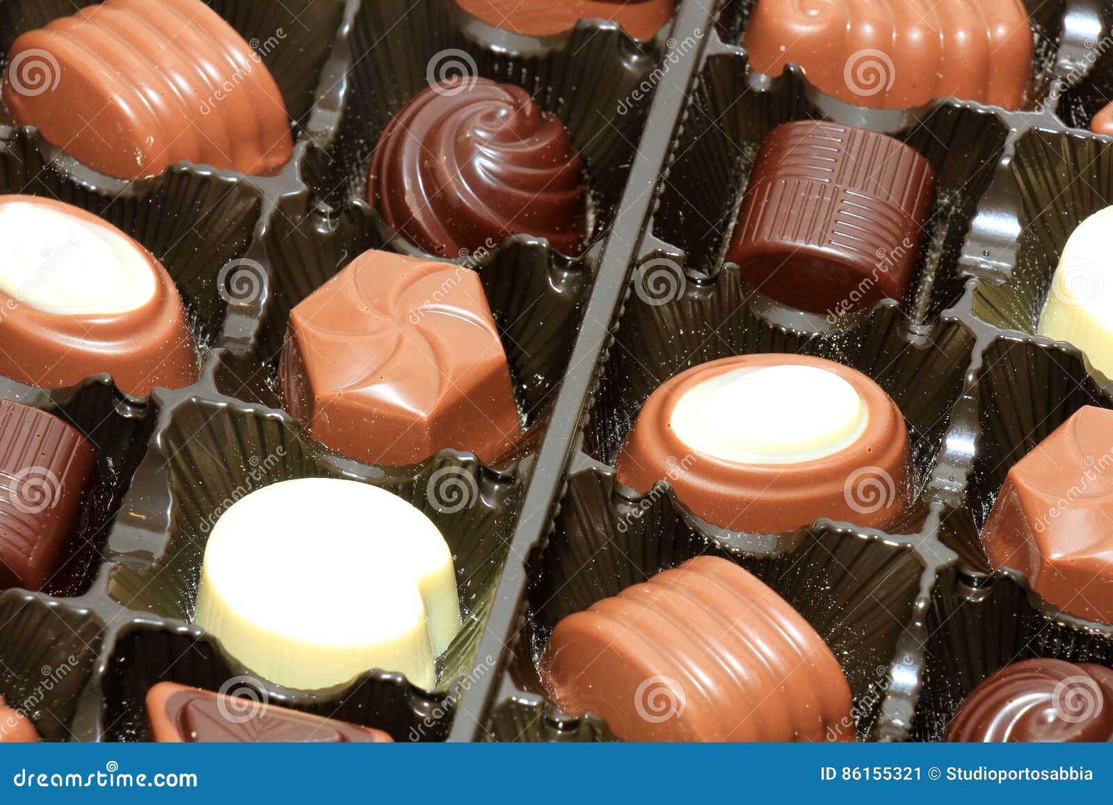 Diversas Clases De Chocolates Imagen de archivo - Imagen de mezclado ...
