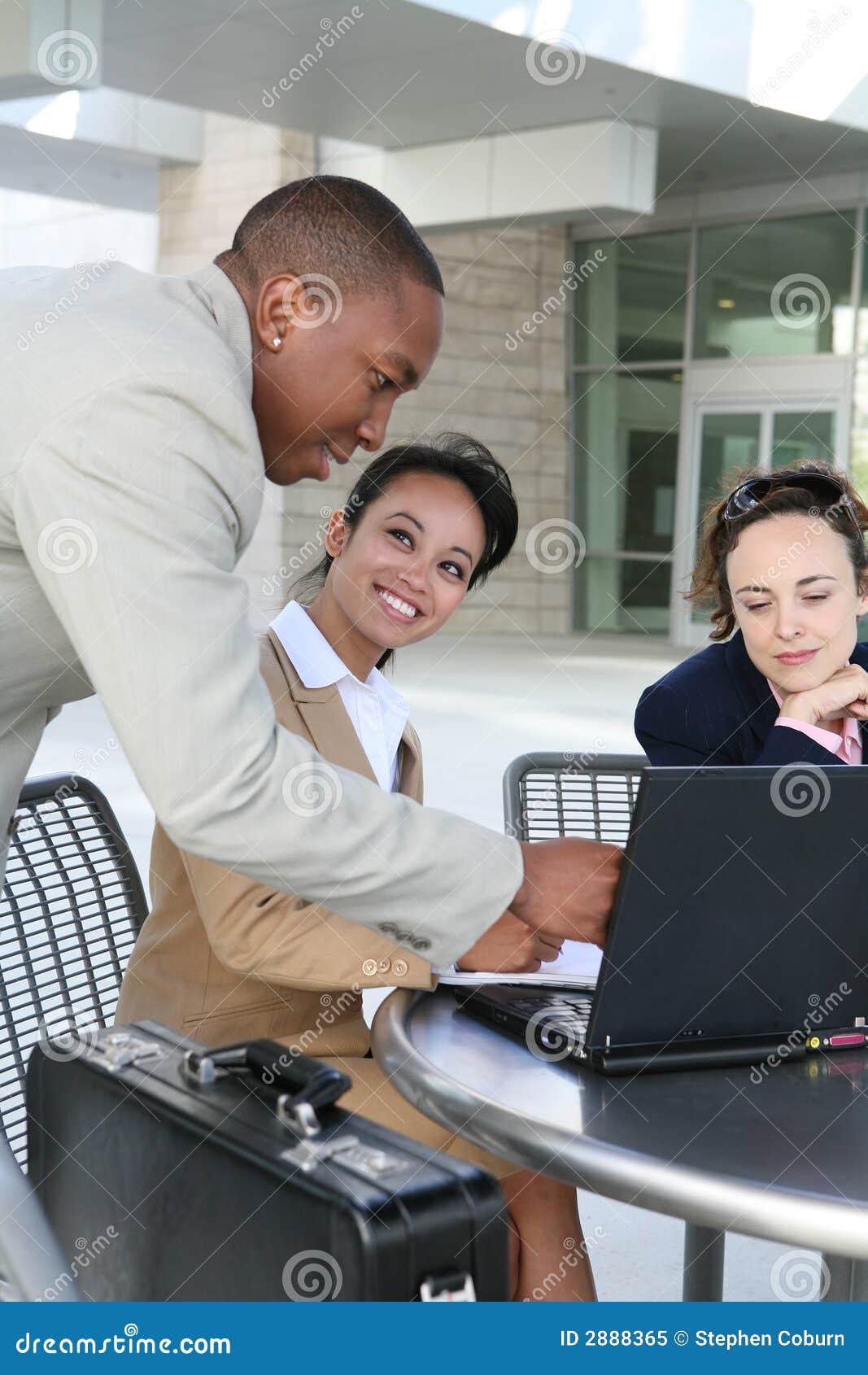 Diverse Business Group stock image. Image of businessgroup - 2888365