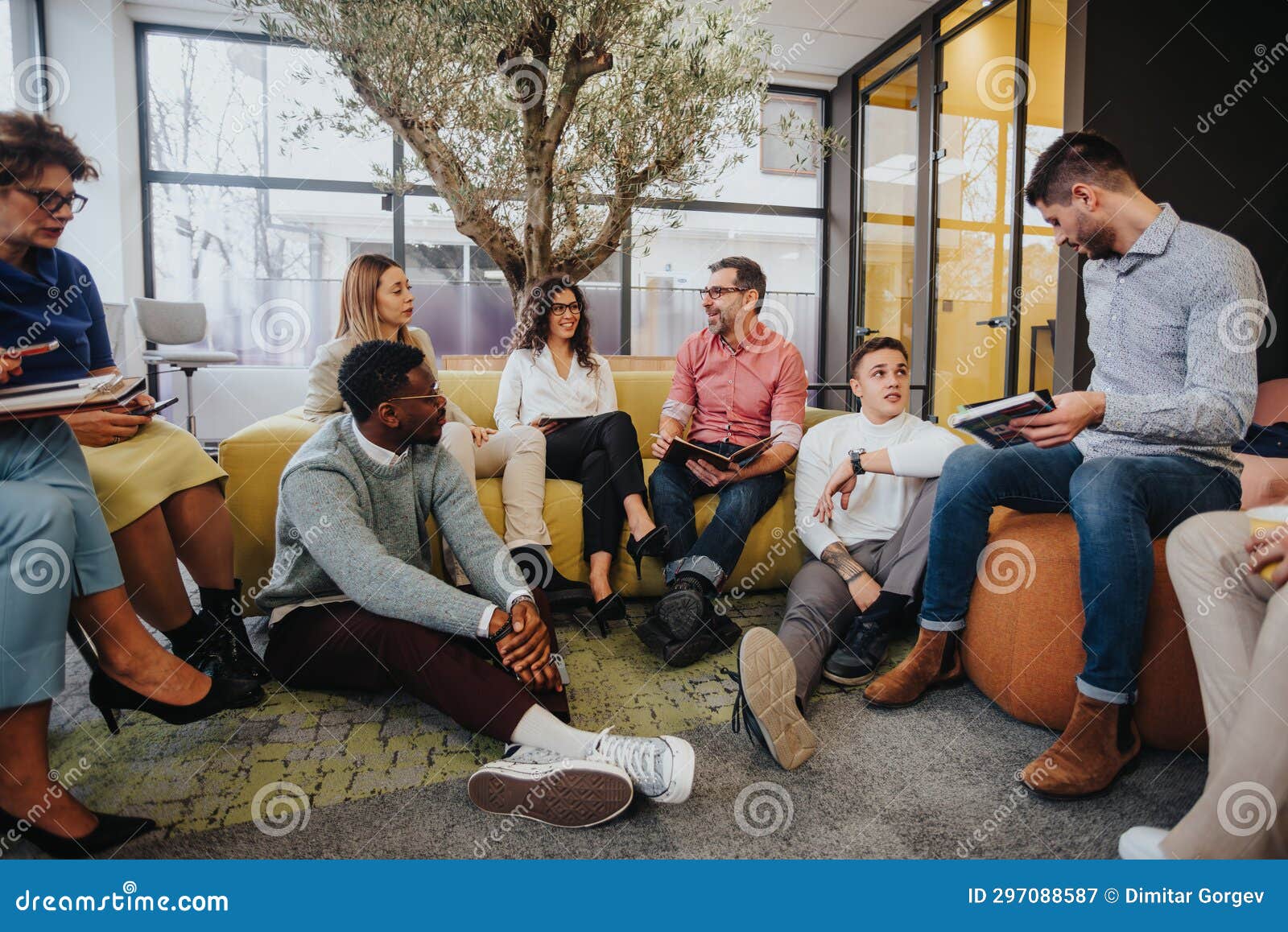 Diverse Business Team Brainstorming and Collaborating in Modern ...