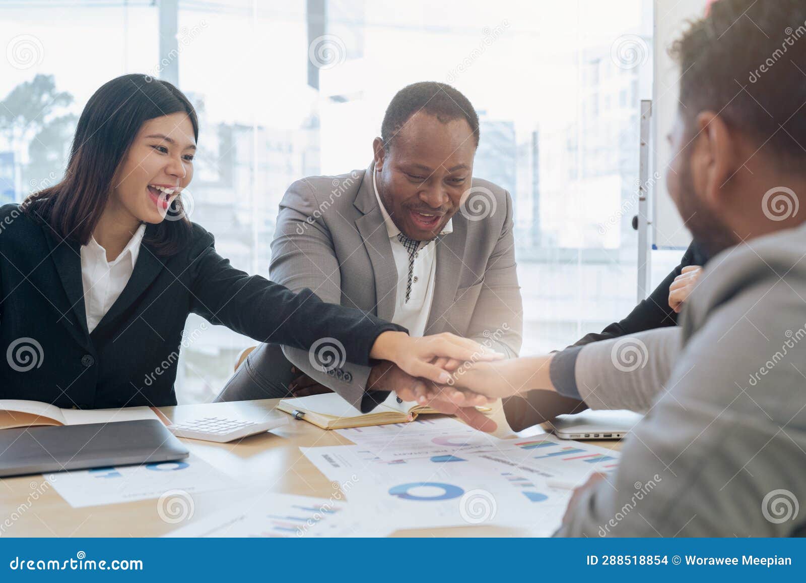Diverse Businesspeople Unity between Business People with Their Hands ...