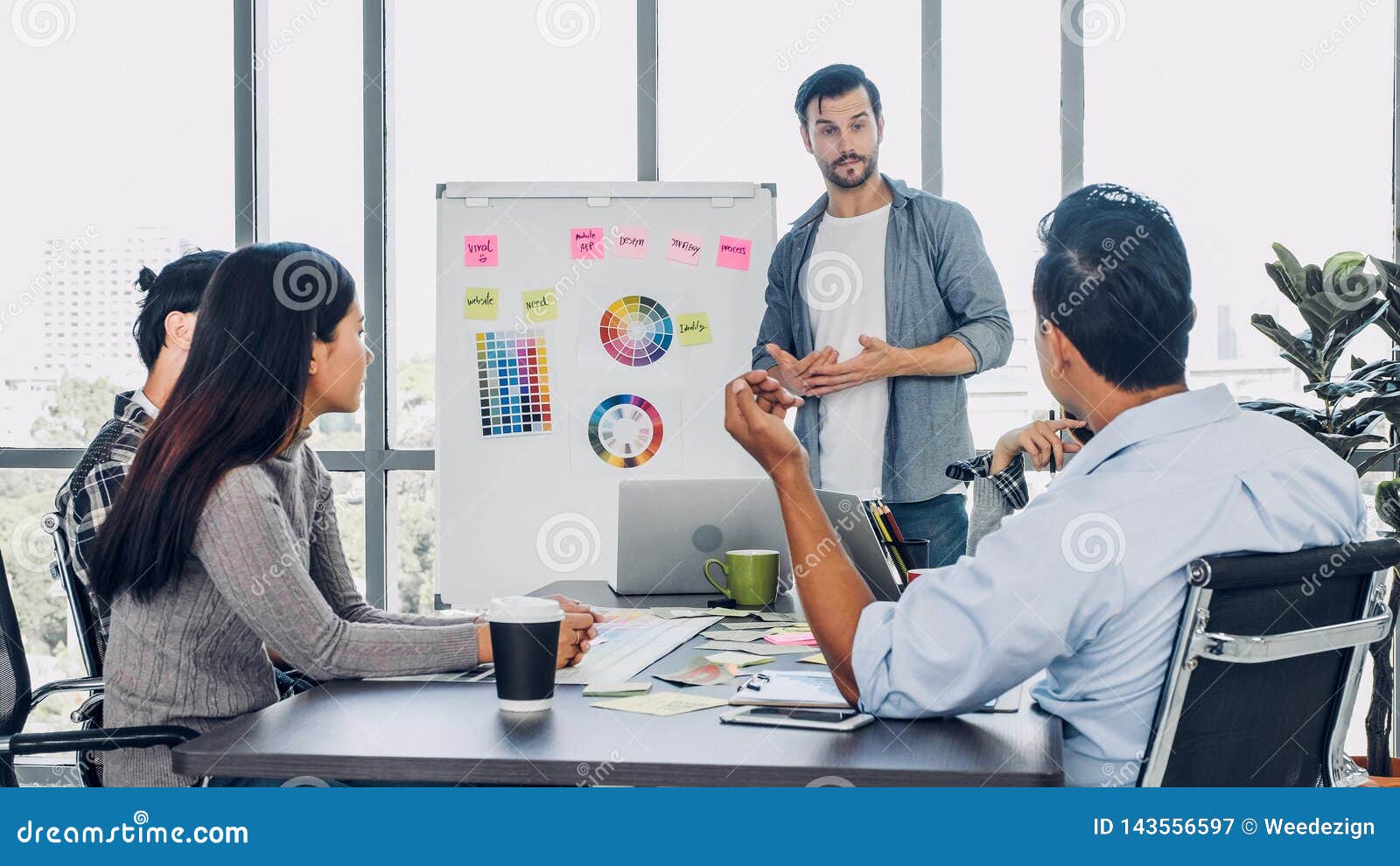 Diverse Creative Designer Meeting at Office.employee Brainstroming Idea ...