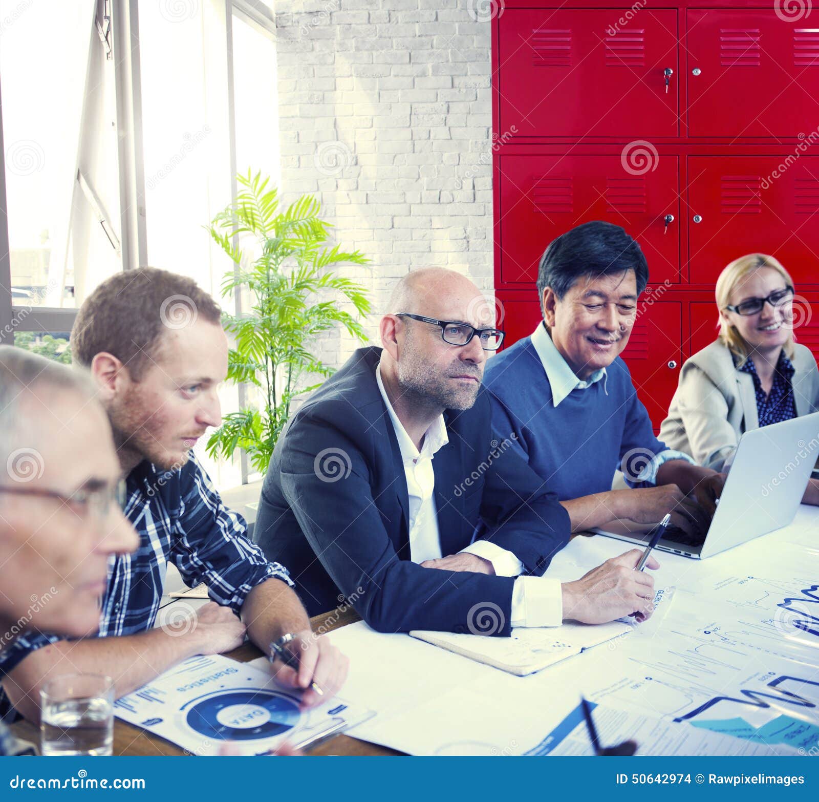 Diverse Diversity Ethnic Ethnicity Team Teamwork Unity Concept Stock ...