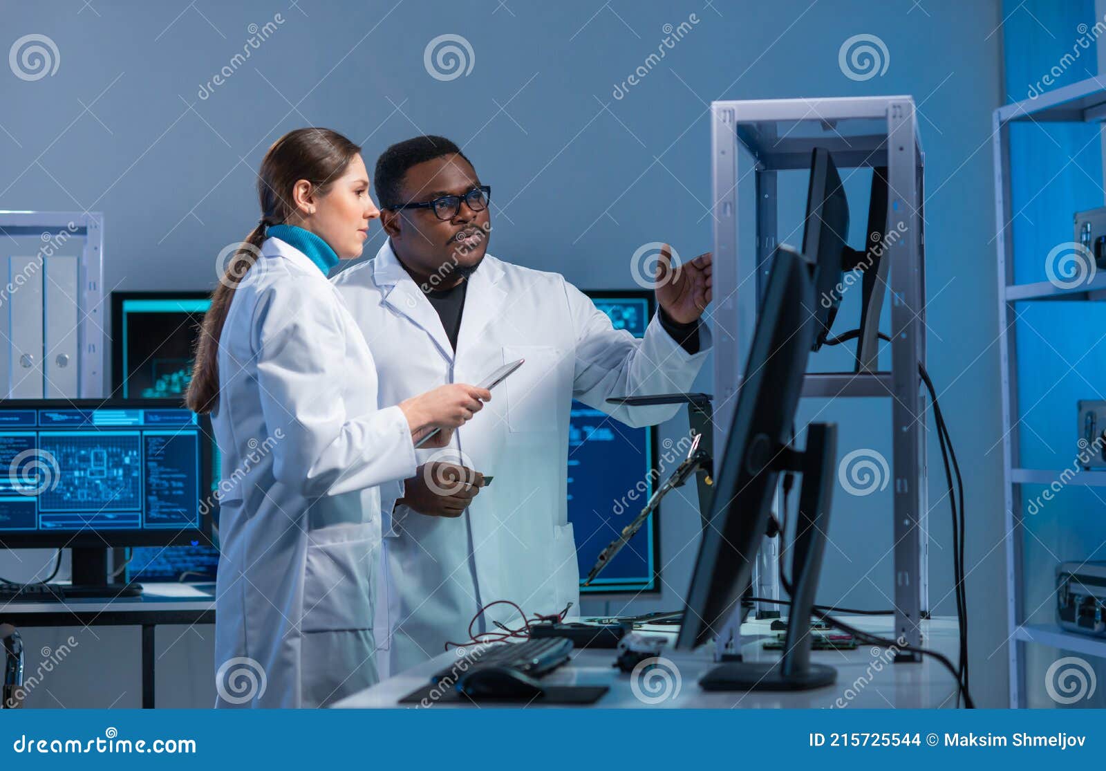 Diverse Team of Microelectronic Engineers Discuss Current Developments ...