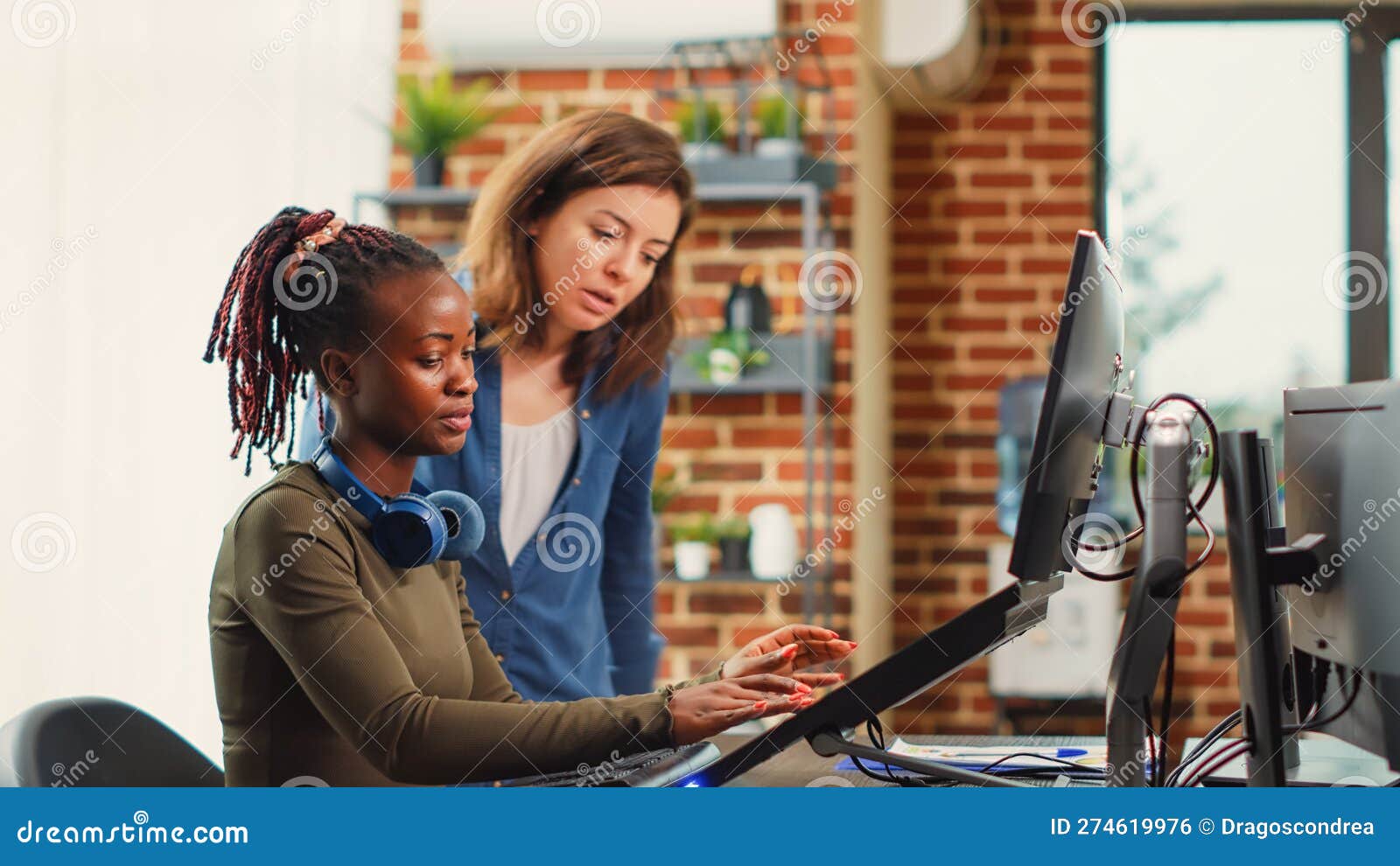 Diverse Team of Women Brainstorming Ideas To Plan 3d Project Stock ...
