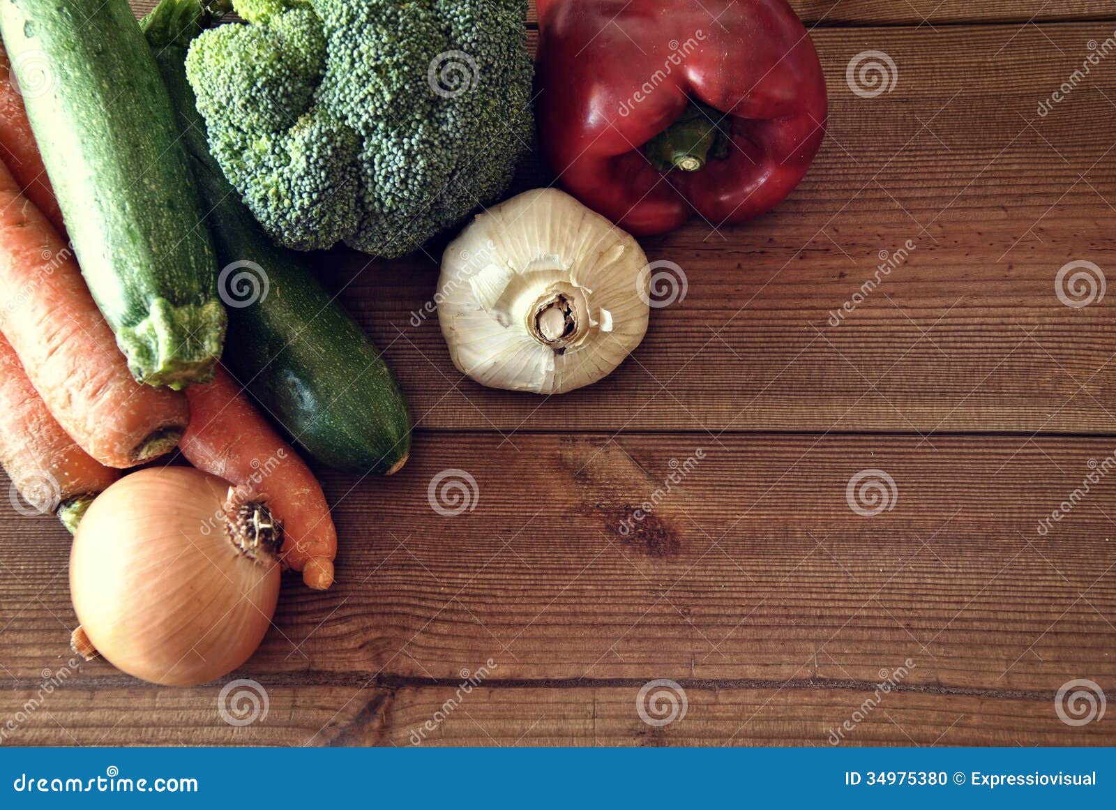 Diverse types van groenten stock foto. Image of vers - 34975380