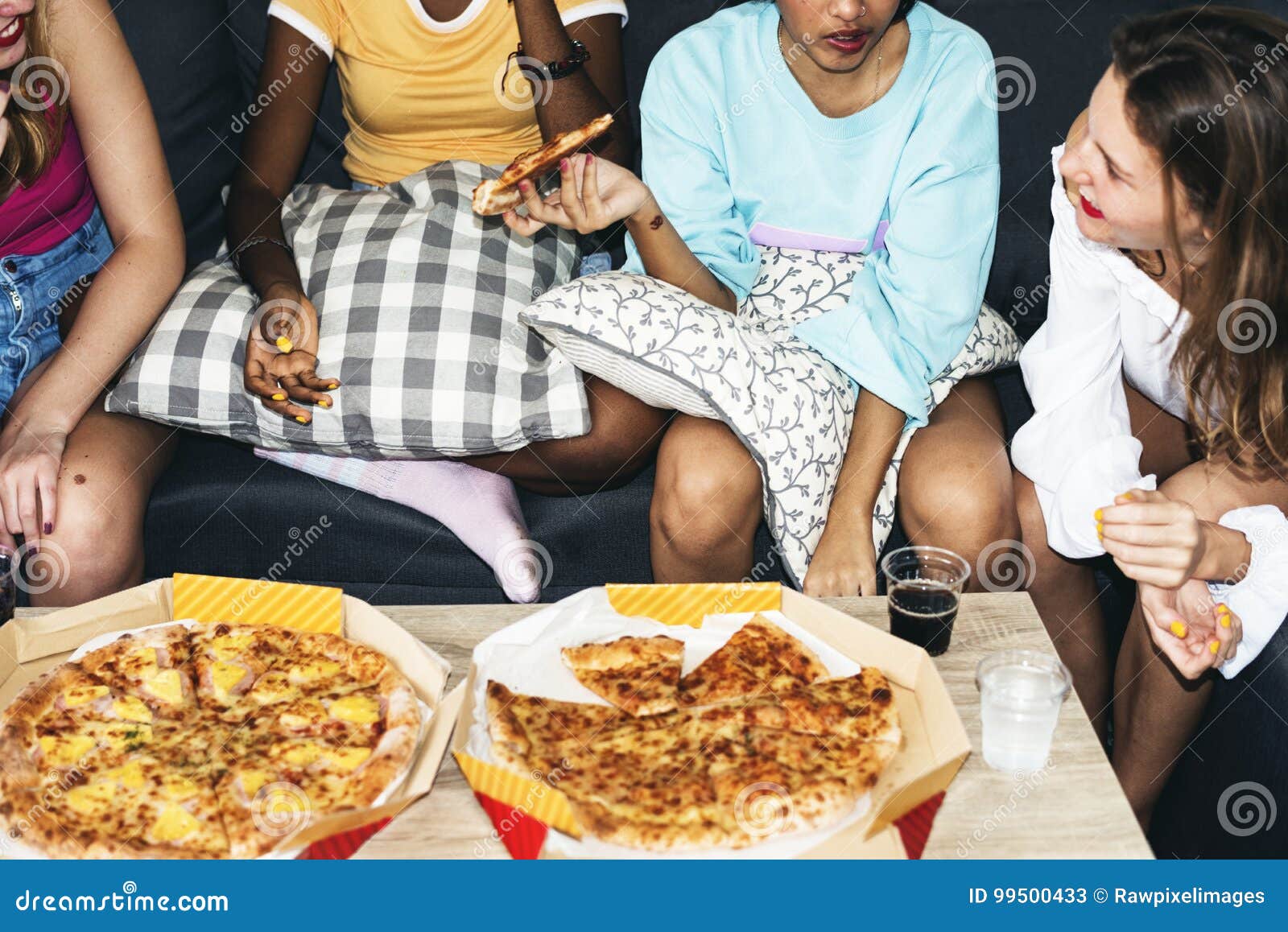 583 Couch Eating Pizza Together Stock Photos - Free & Royalty-Free ...