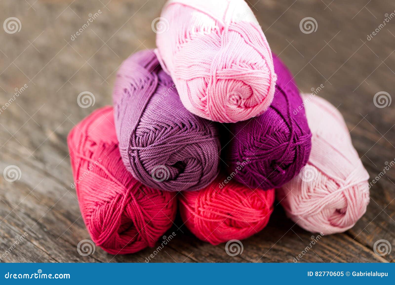 Diversos tipos de hilado imagen de archivo. Imagen de hilado - 82770605