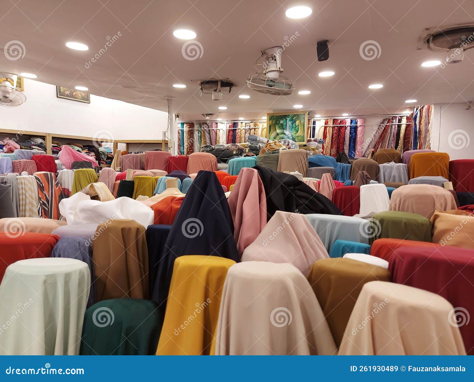 Diversos tipos de telas imagen de archivo. Imagen de tela - 261930489