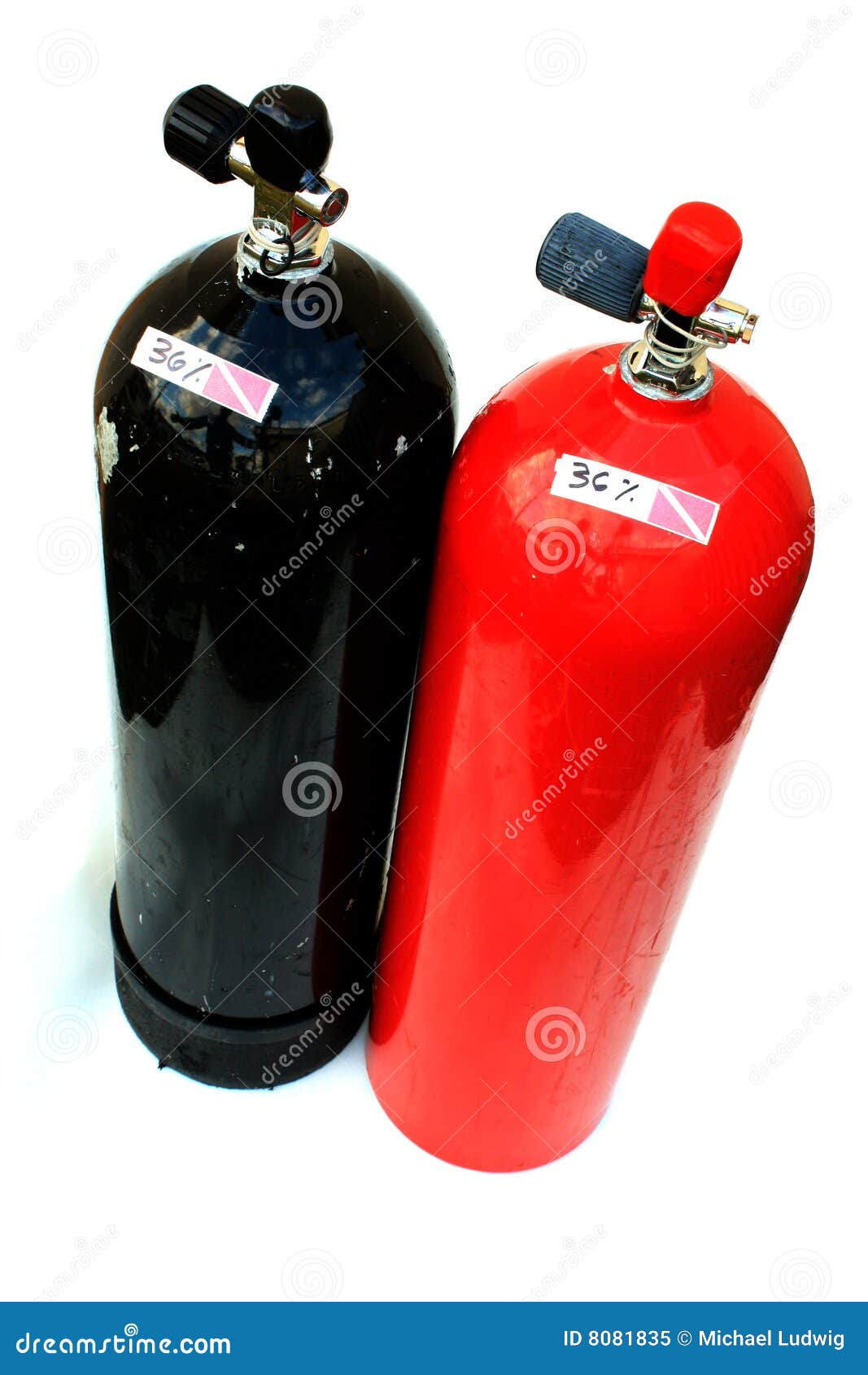 Diving Tanks stock image. Image of aluminum, underwater - 8081835