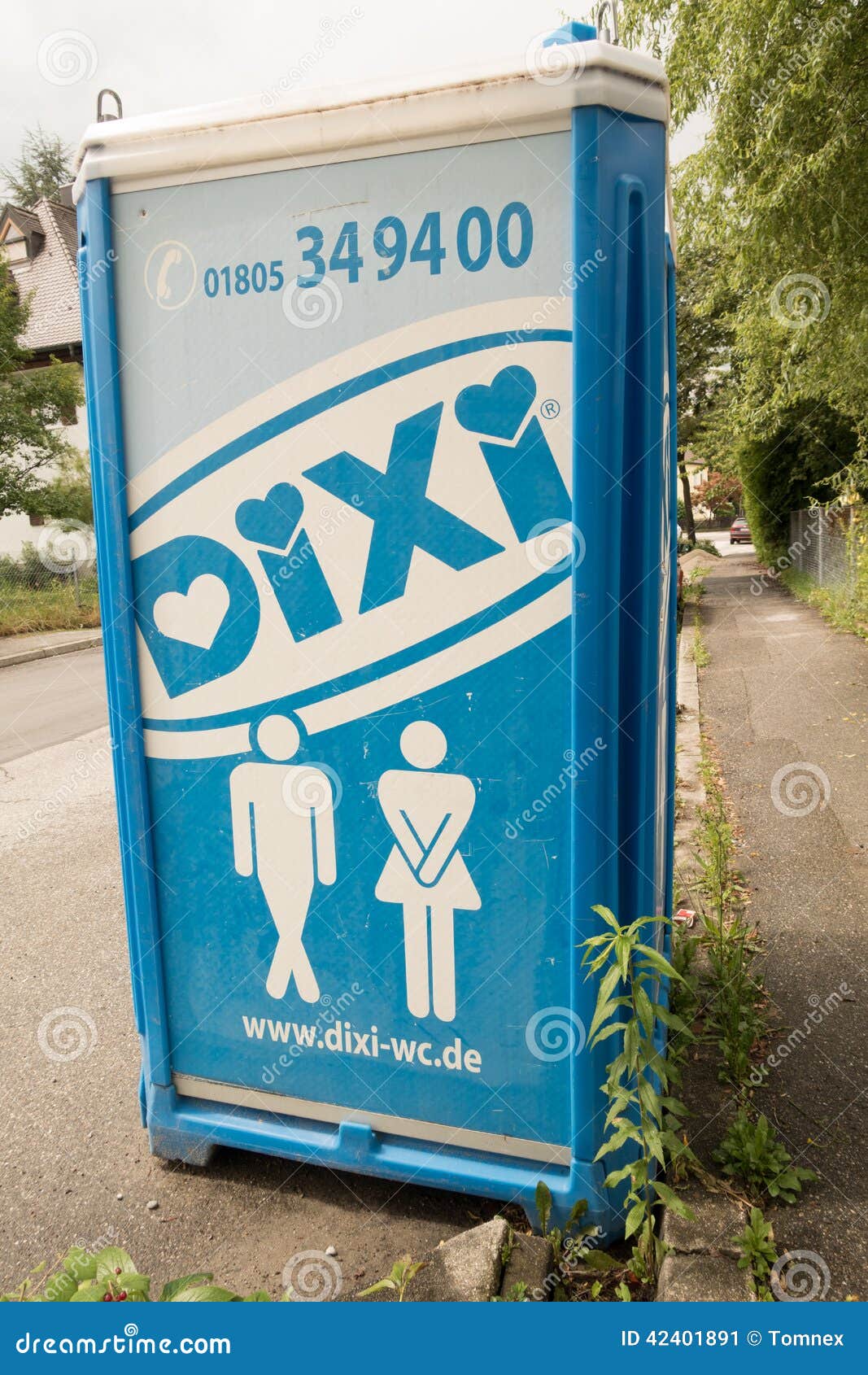 Dixi toilette photo éditorial. Image du dépendance, latrines - 42401891