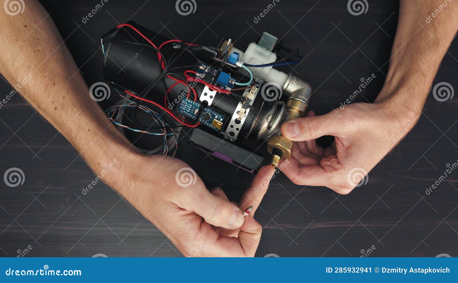 DIY Device Assembly: Connecting Valve Stock Video - Video of ...