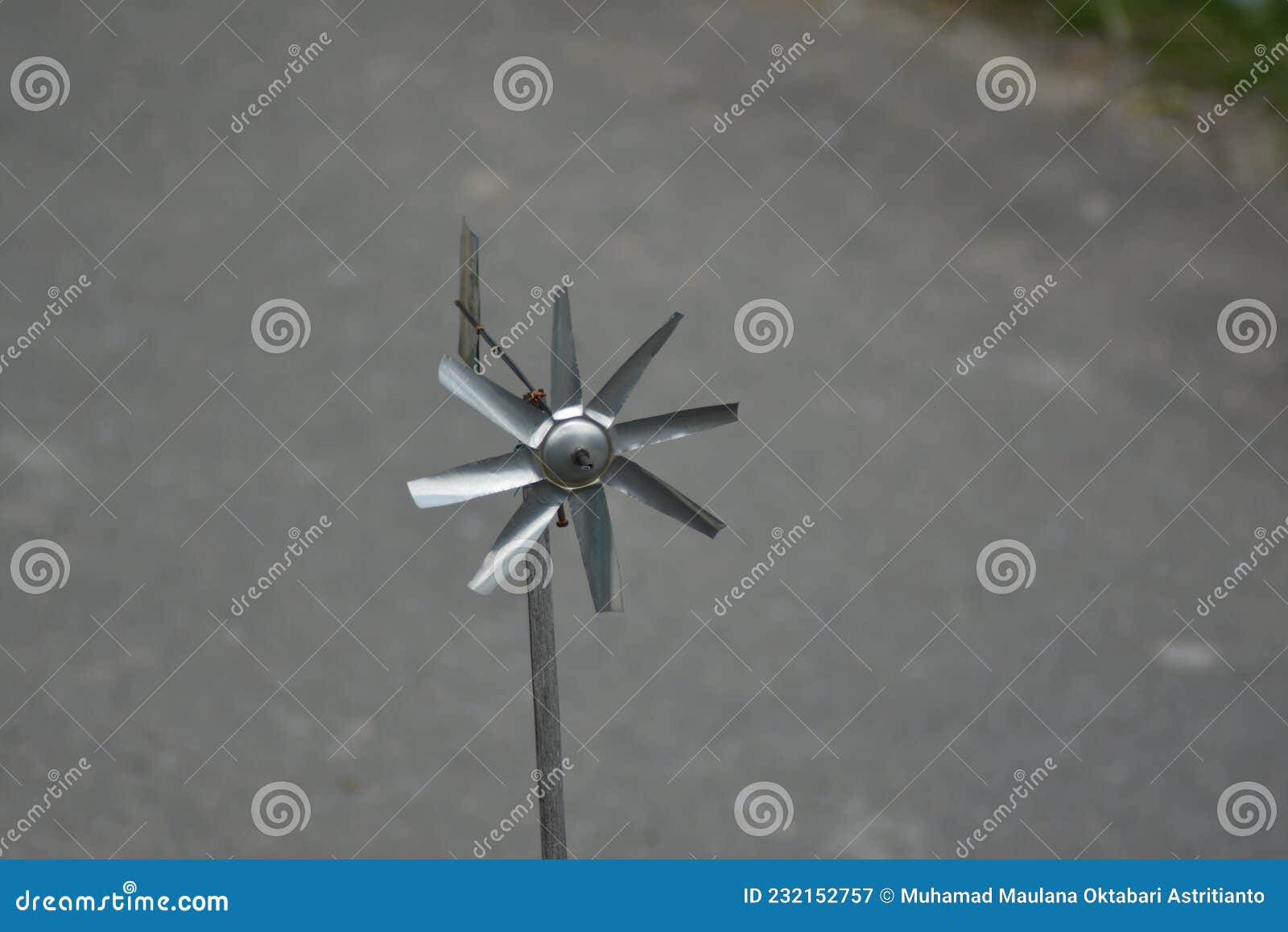 DIY Wind Direction Propeler Stock Image - Image of propeler, wind ...