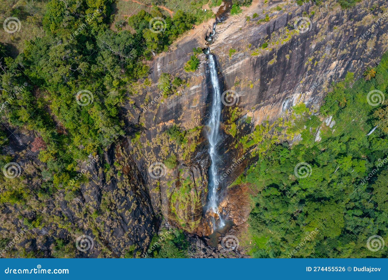Diyaluma Falls Near Ella, Sri Lanka Stock Photo - Image of beautiful ...