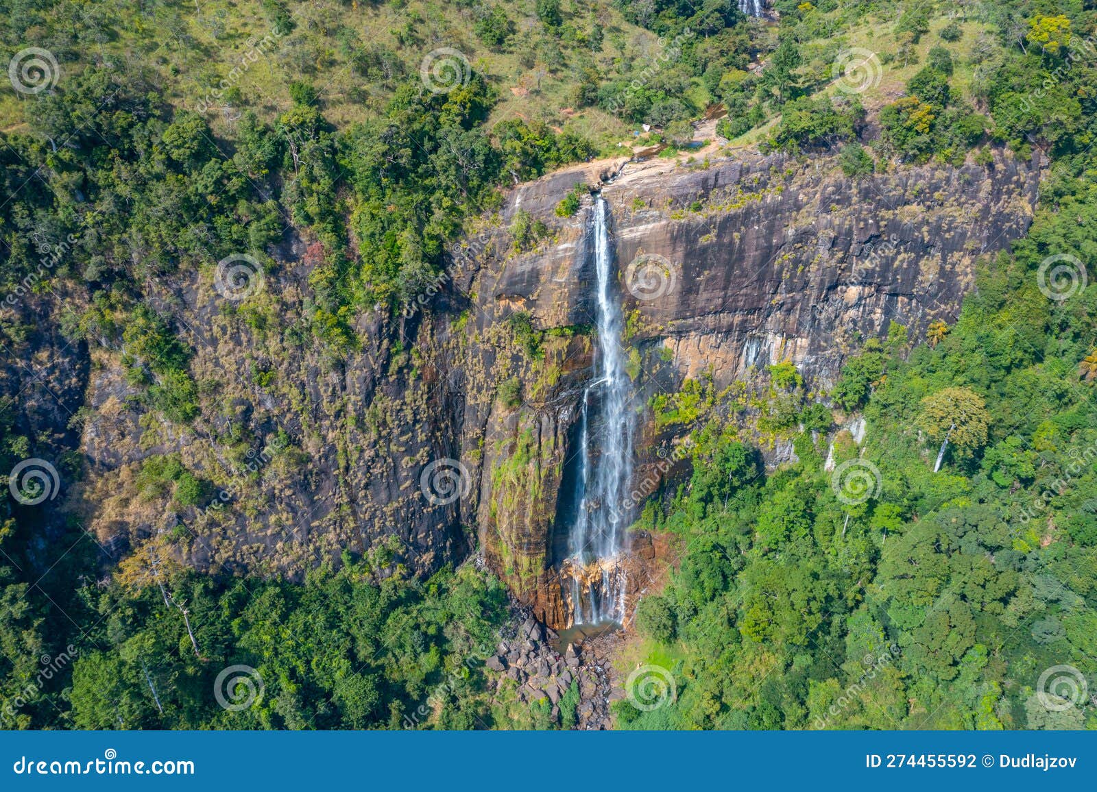 Diyaluma Falls Near Ella, Sri Lanka Stock Photo - Image of mountain ...