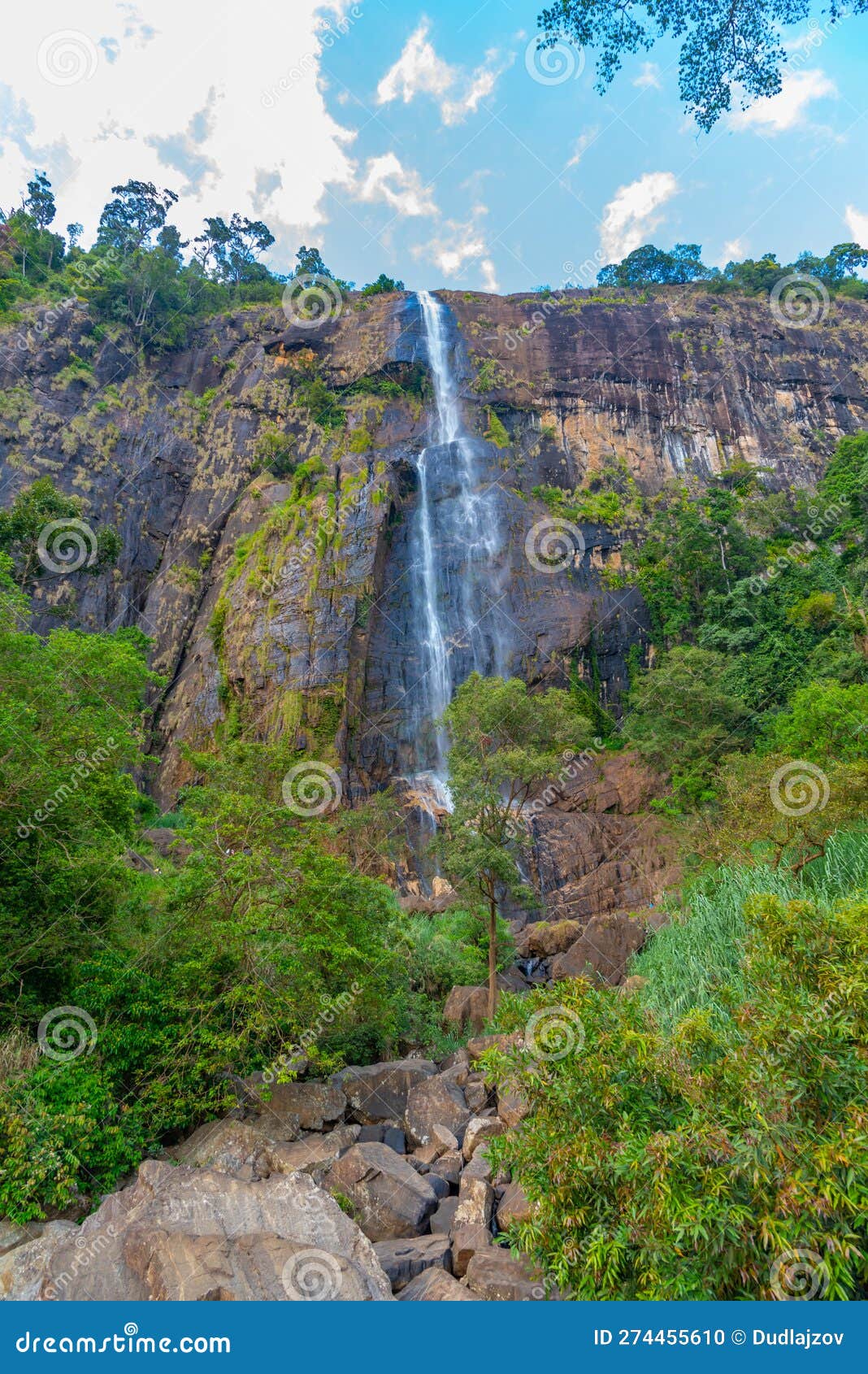 Diyaluma Falls Near Ella, Sri Lanka Stock Photo - Image of environment ...