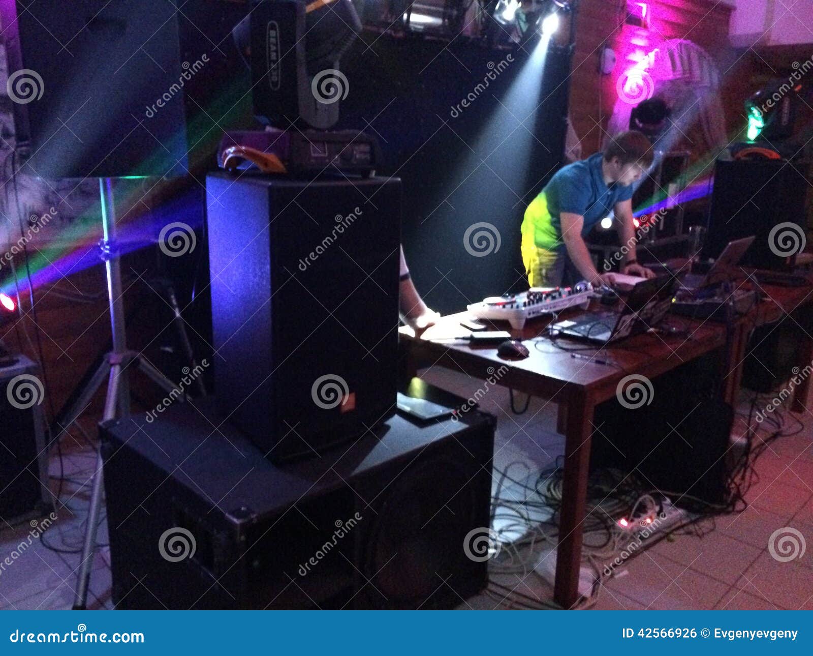 DJ Dance party in club editorial photo. Image of dance - 42566926