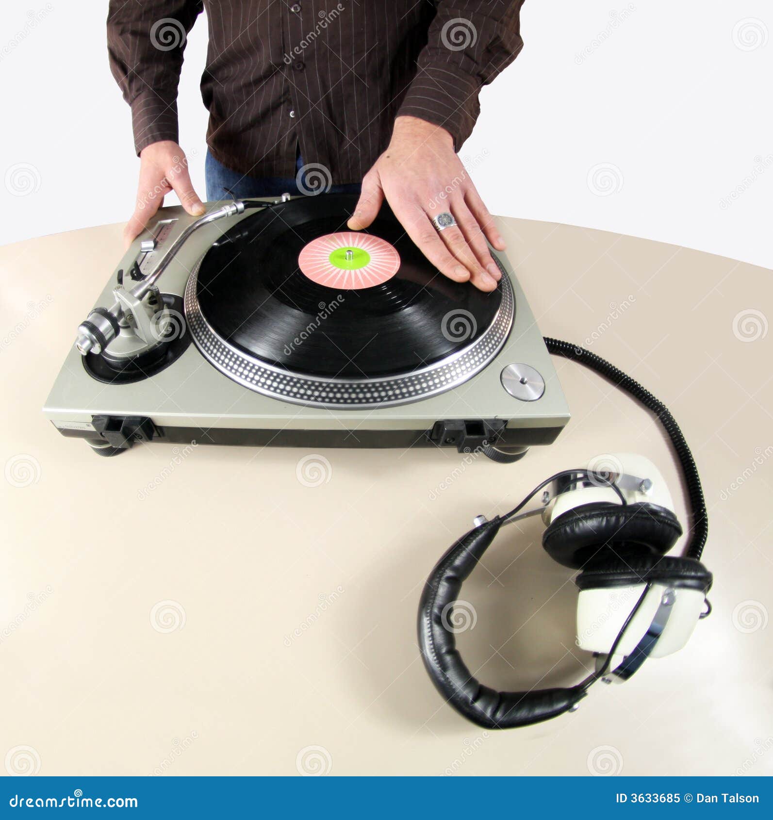 Dj hand stock image. Image of hand, groove, deejay, entertainment - 3633685